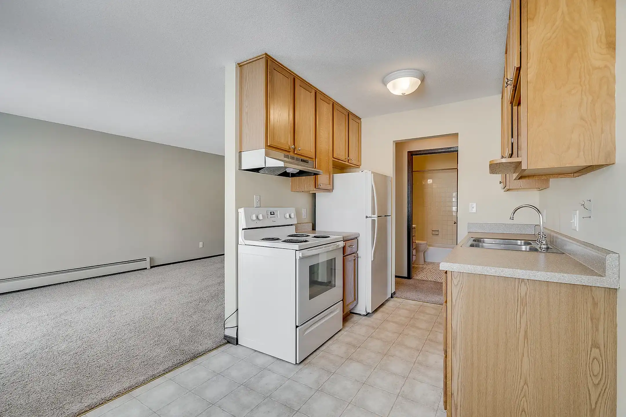 Shepard Terrace - Saint Paul, MN 55116 | ApartmentGuide.com