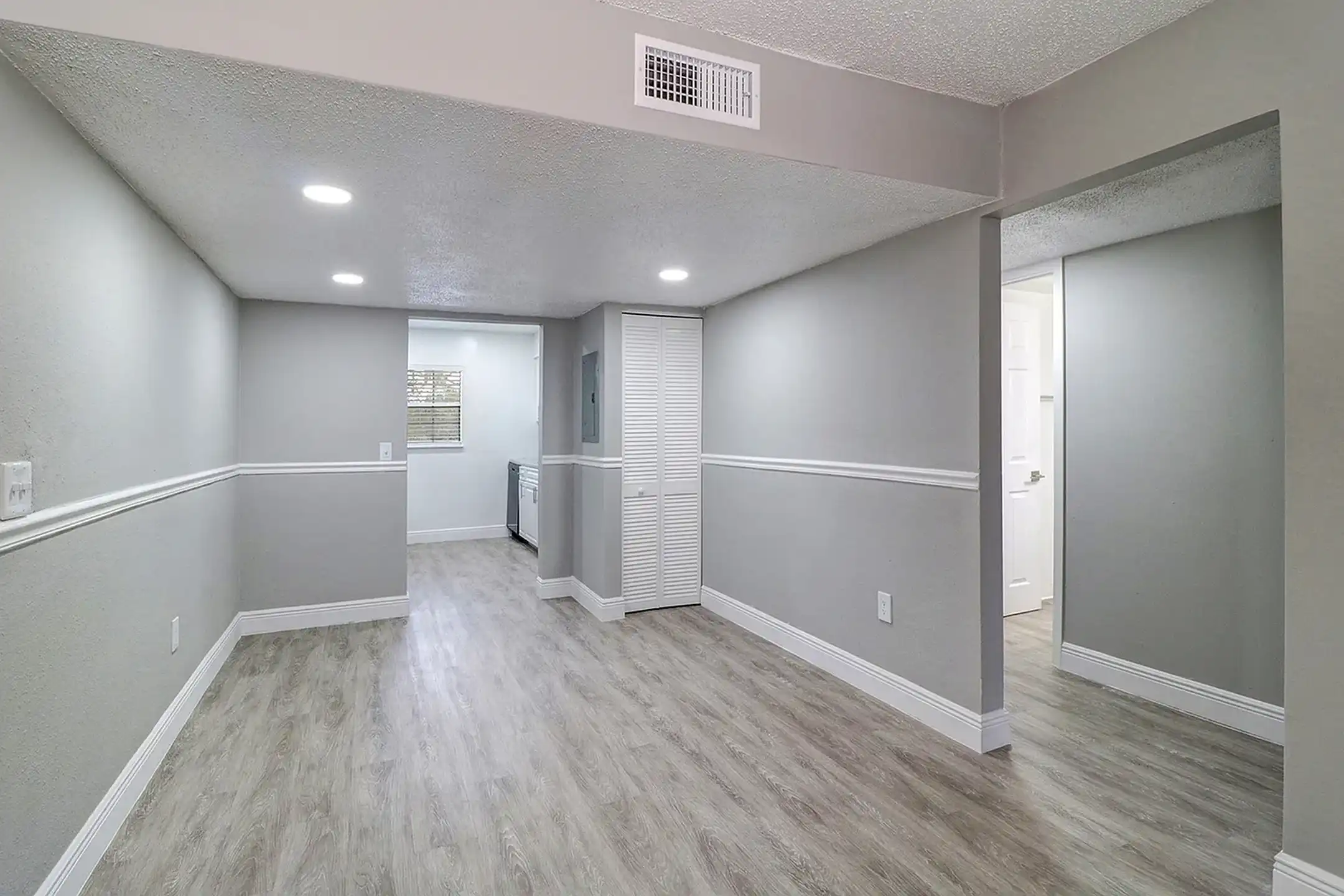 The Linx Apartments - Tampa, FL 33613 | ApartmentGuide.com