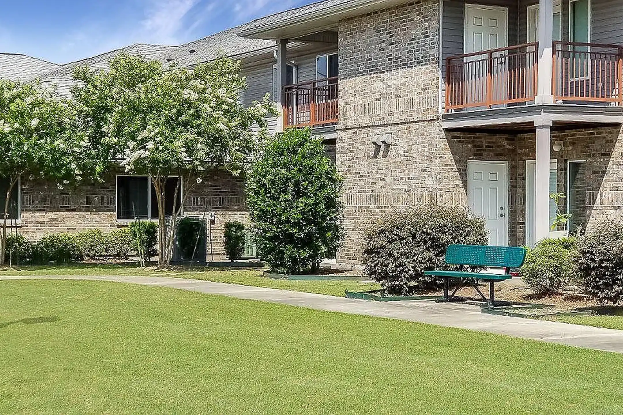 Hooper Springs - Baton Rouge, LA 70811 | ApartmentGuide.com