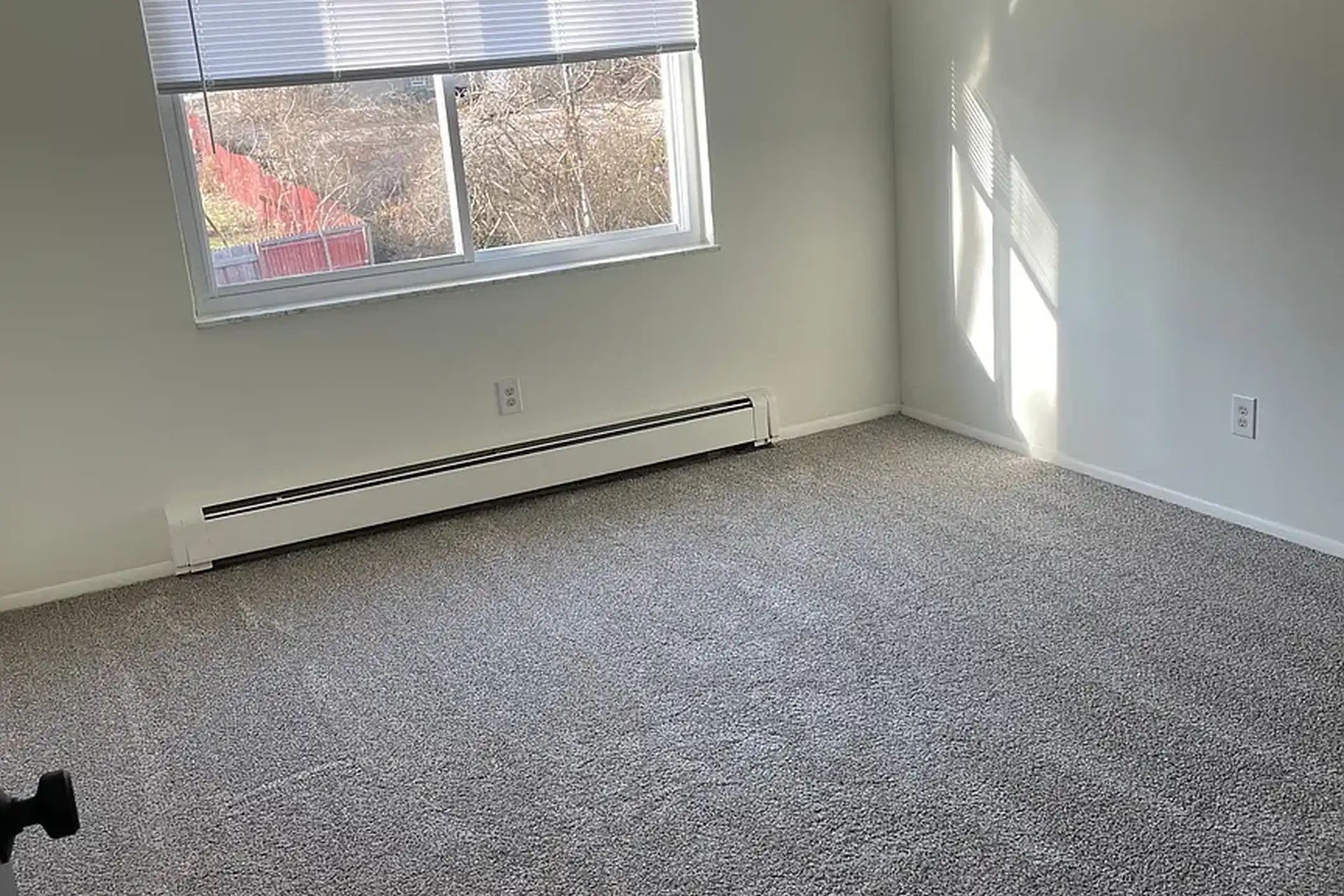 Sutton Park - Cincinnati, OH 45230 | ApartmentGuide.com