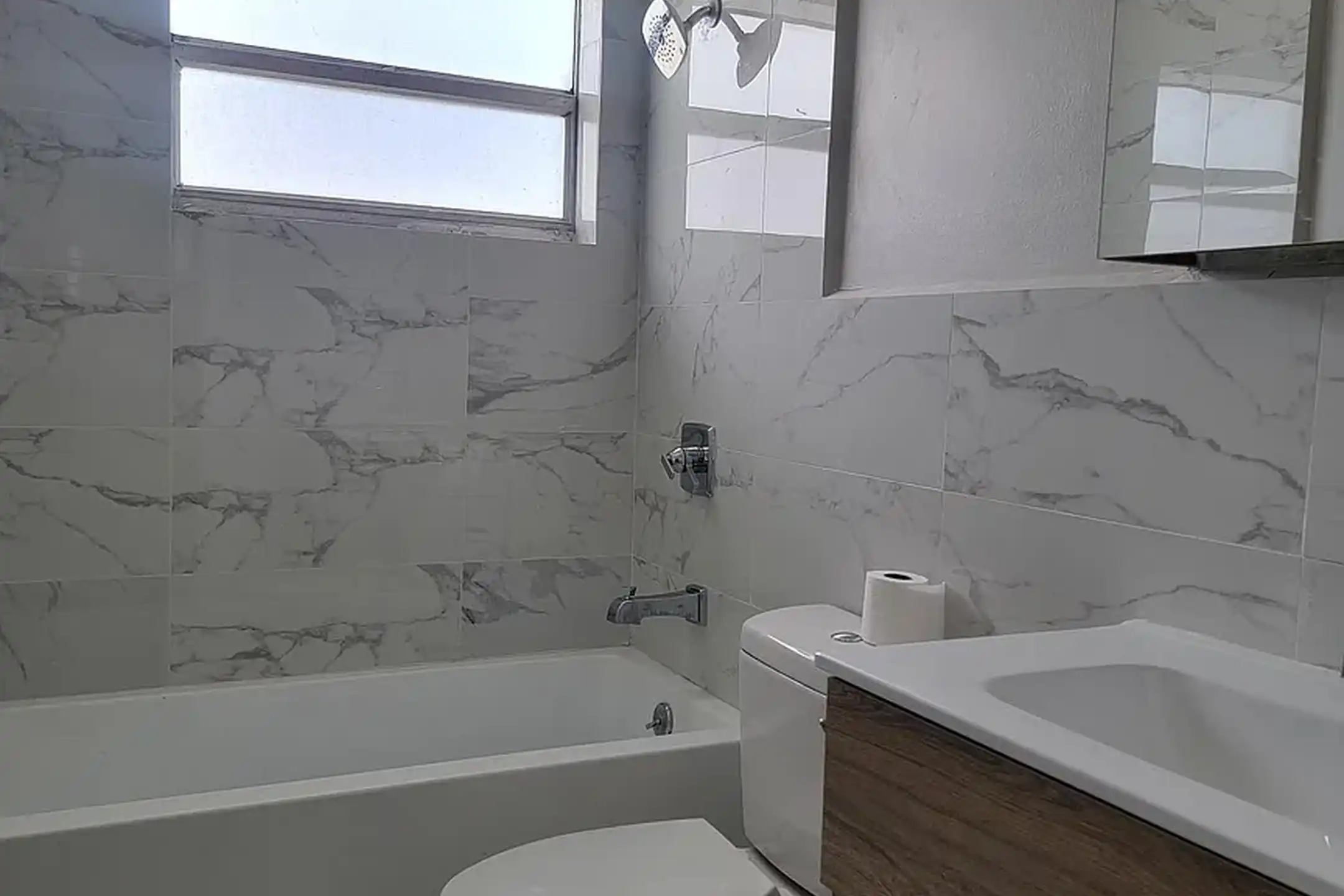 Cottage Cove - Miami, FL 33179 | ApartmentGuide.com