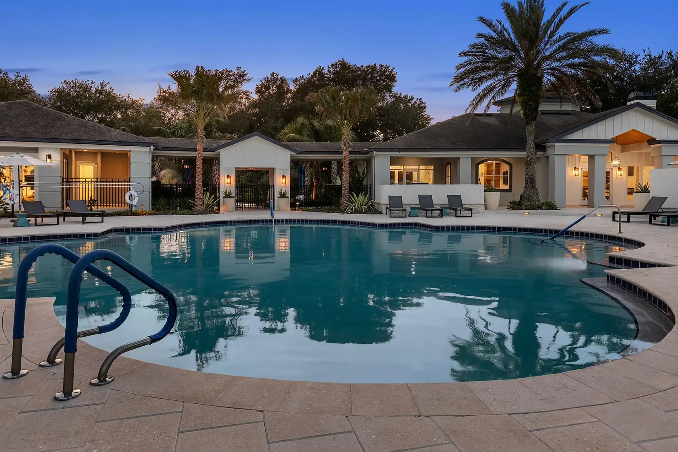 Timucuan Lakeside at Town Center - Jacksonville, FL 32246 ...