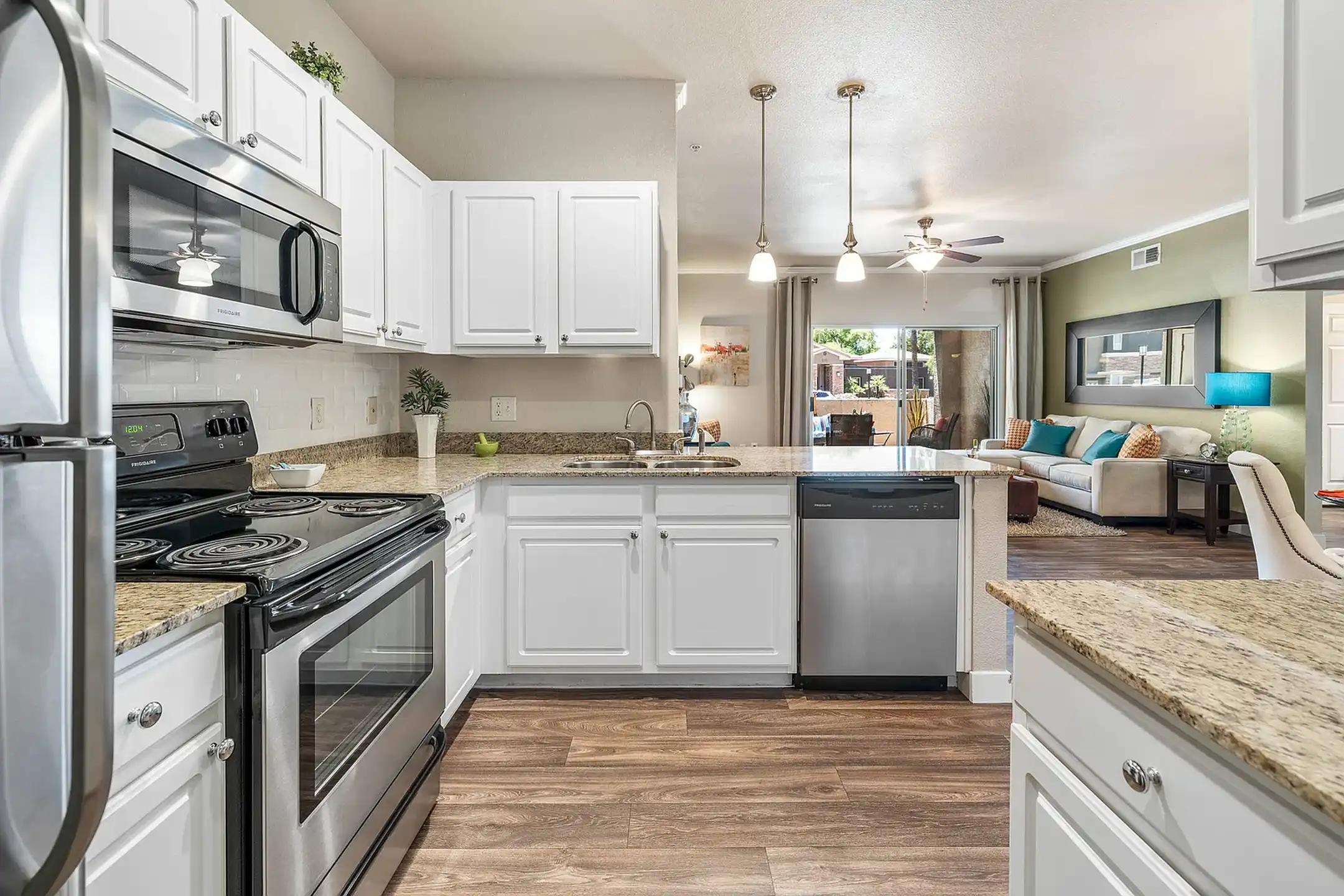 Stonebridge Ranch Apartments - Chandler, AZ 85225 | ApartmentGuide.com