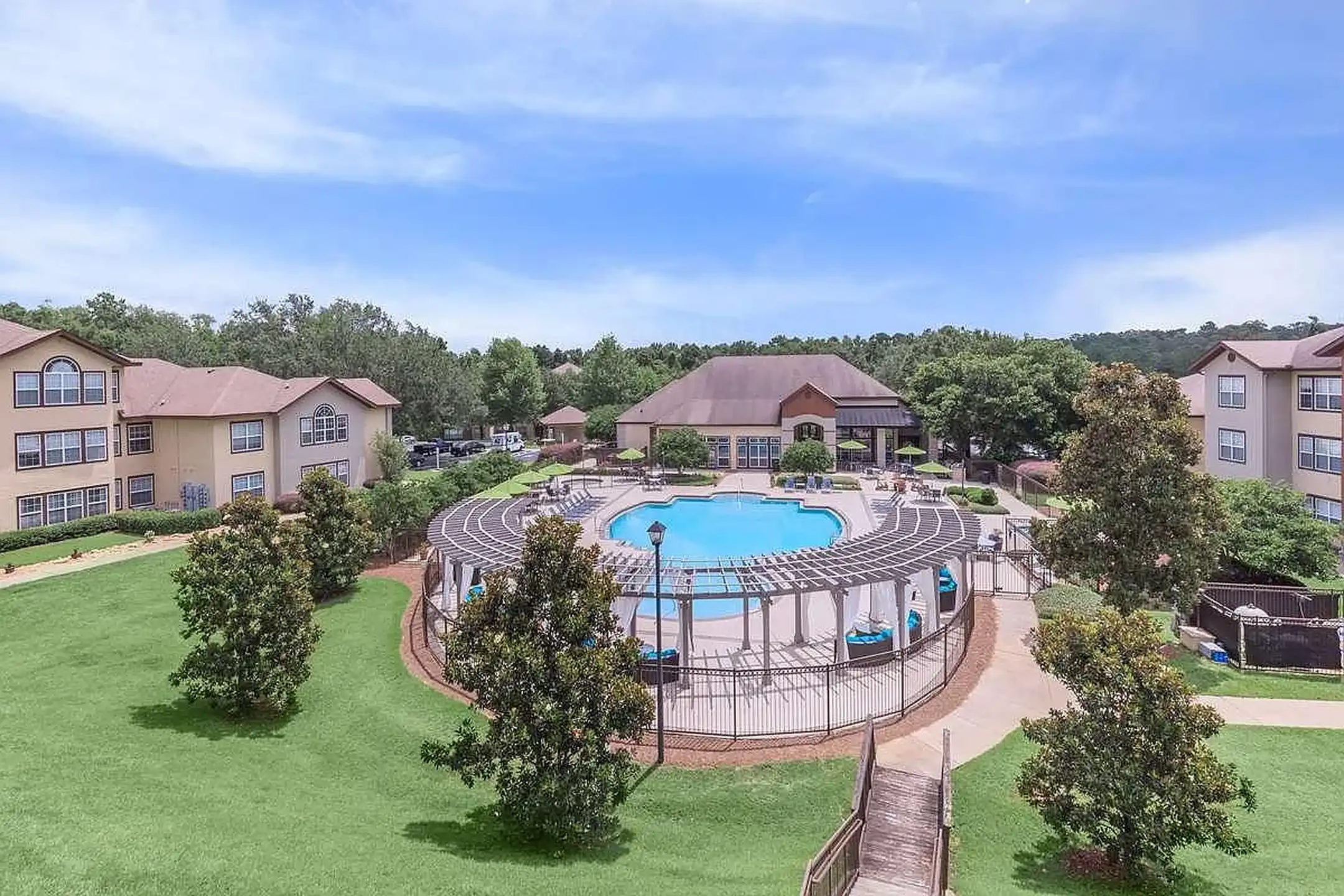 Westcott Apartments - Tallahassee, FL 32311 | ApartmentGuide.com