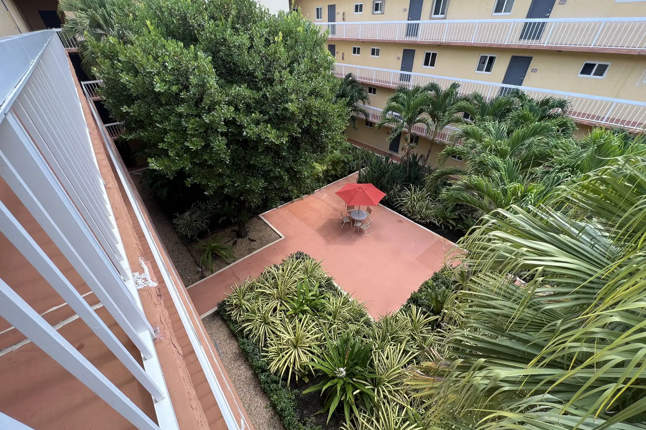 7720 Camino Real unit E407 - Miami, FL 33143 | ApartmentGuide.com