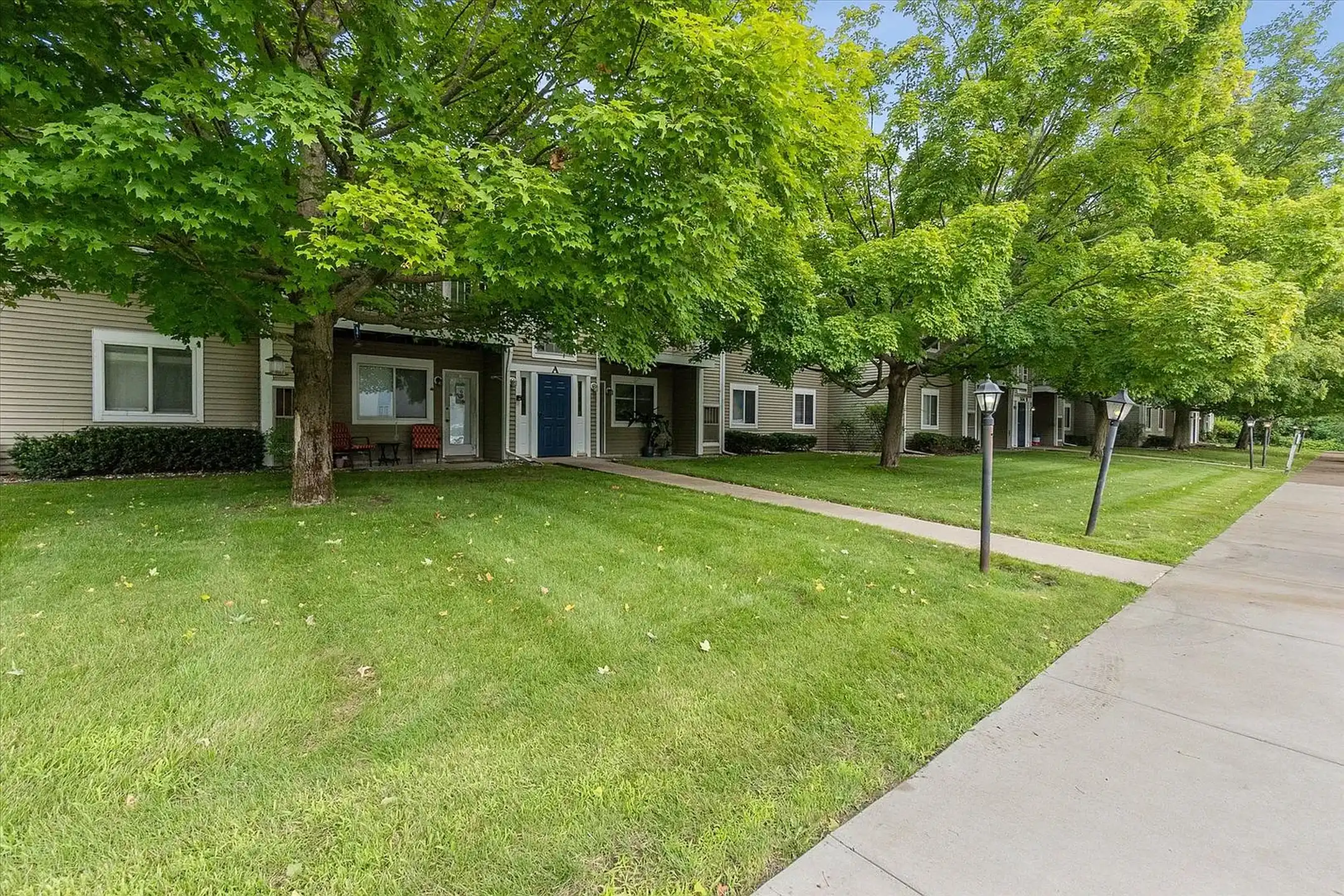 Heather Ridge Apartments - Augusta, MI 49012 | ApartmentGuide.com