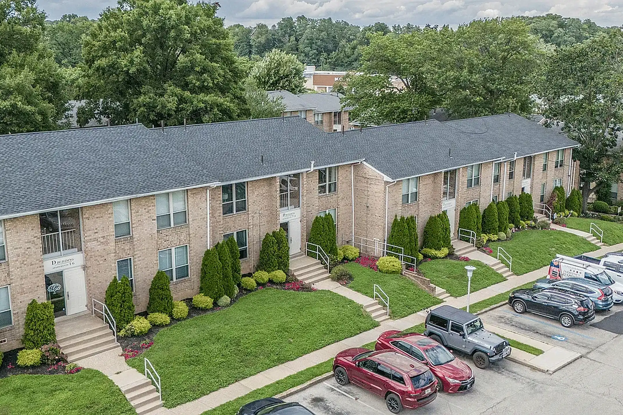 Woodmere Apartments - Philadelphia, PA 19128 | ApartmentGuide.com