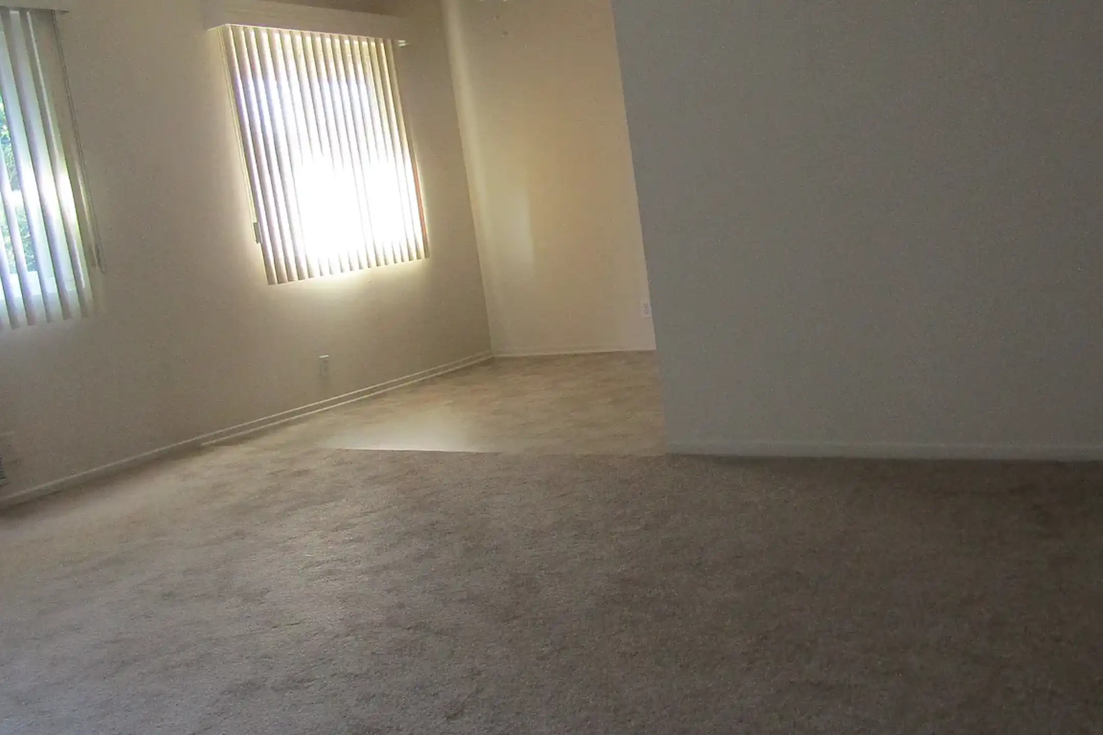 Canyon Garden Apartments - Azusa, CA 91702 | ApartmentGuide.com