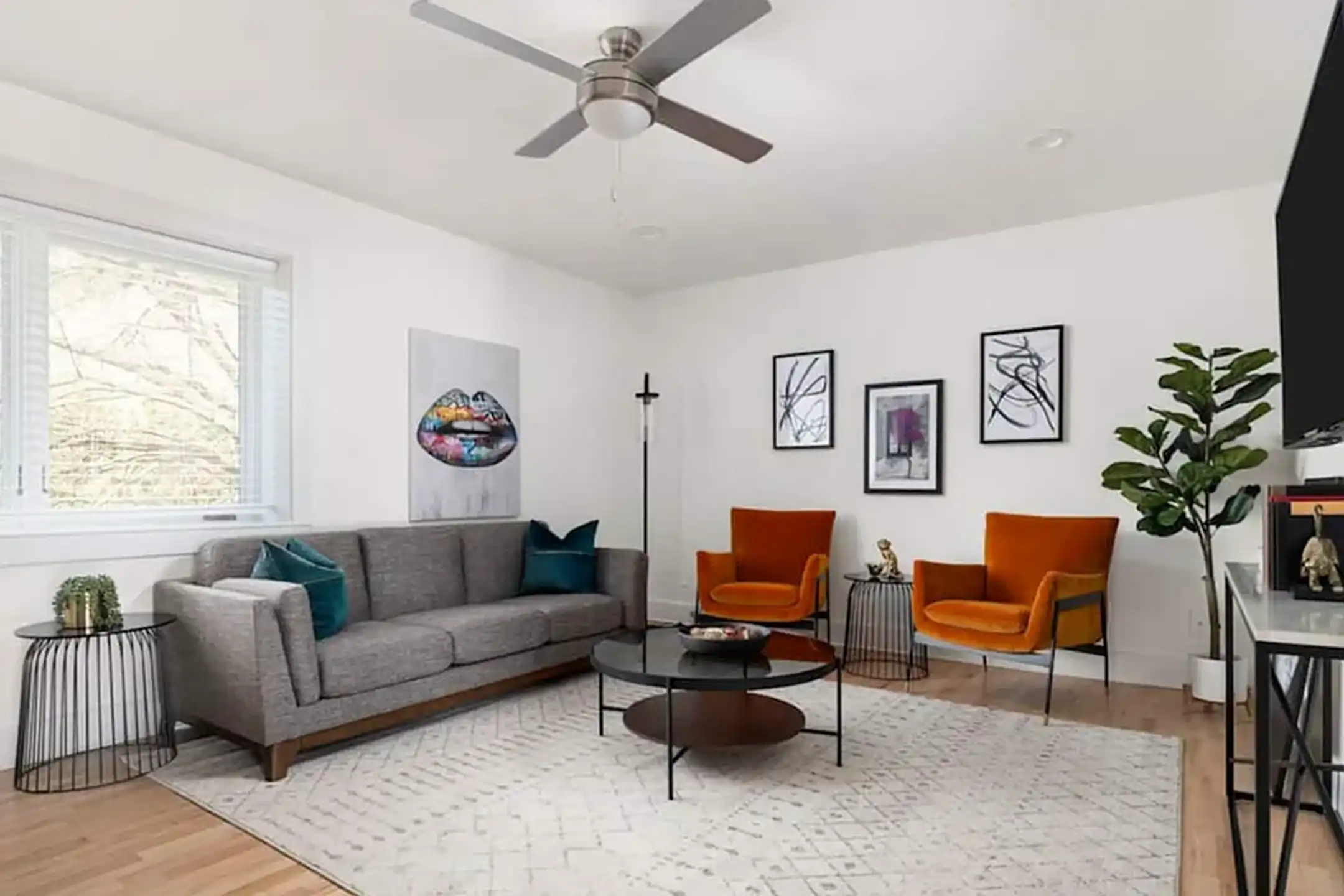 Crescent Apartments - Atlanta, GA 30309 | ApartmentGuide.com