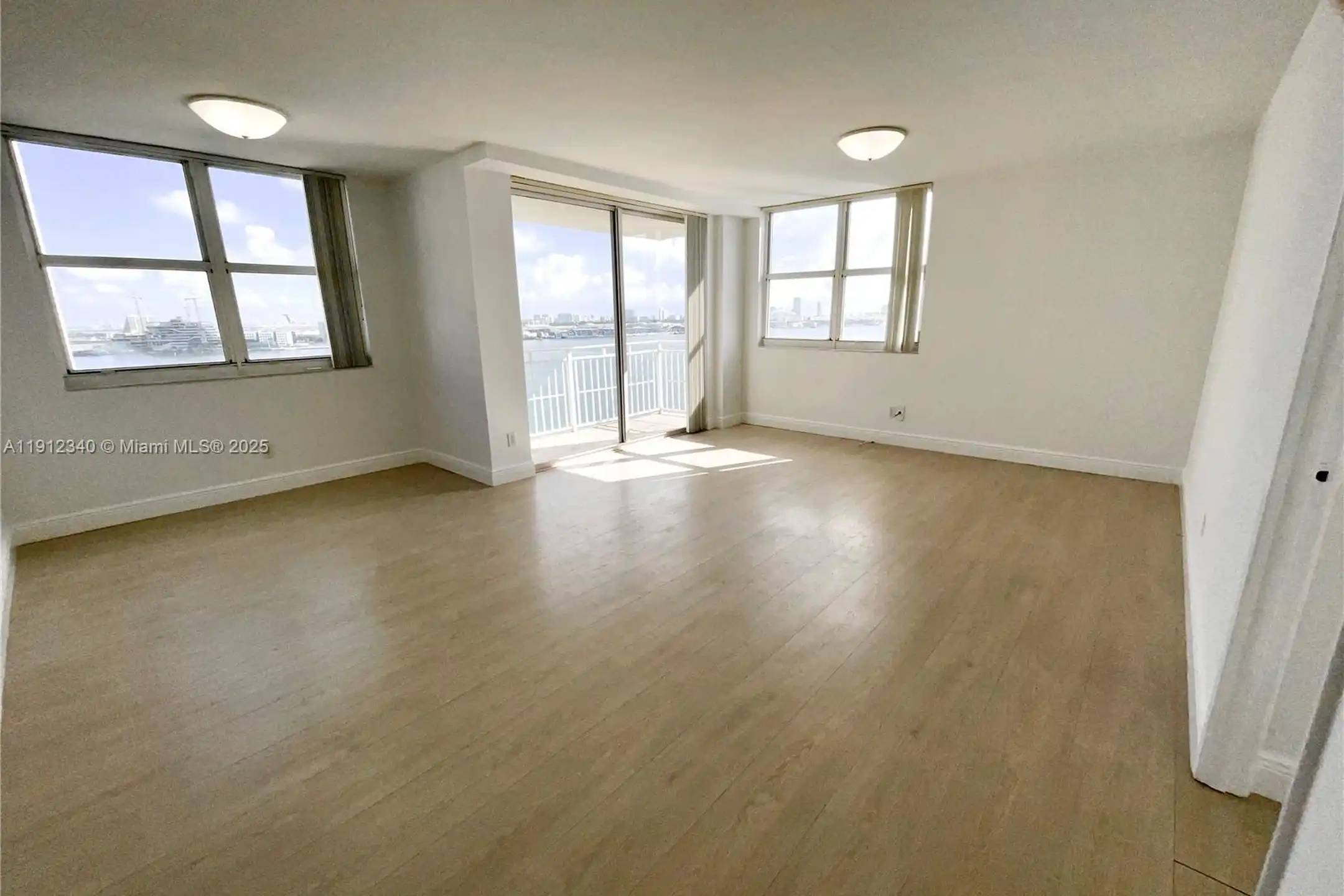 770 Claughton Island Dr unit 1715 - Miami, FL 33131 | ApartmentGuide.com