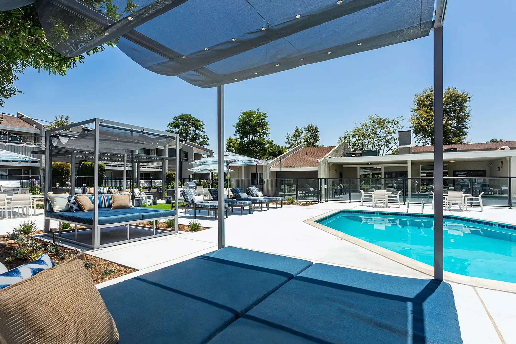 Axiom Tustin - Tustin, CA 92780 | ApartmentGuide.com