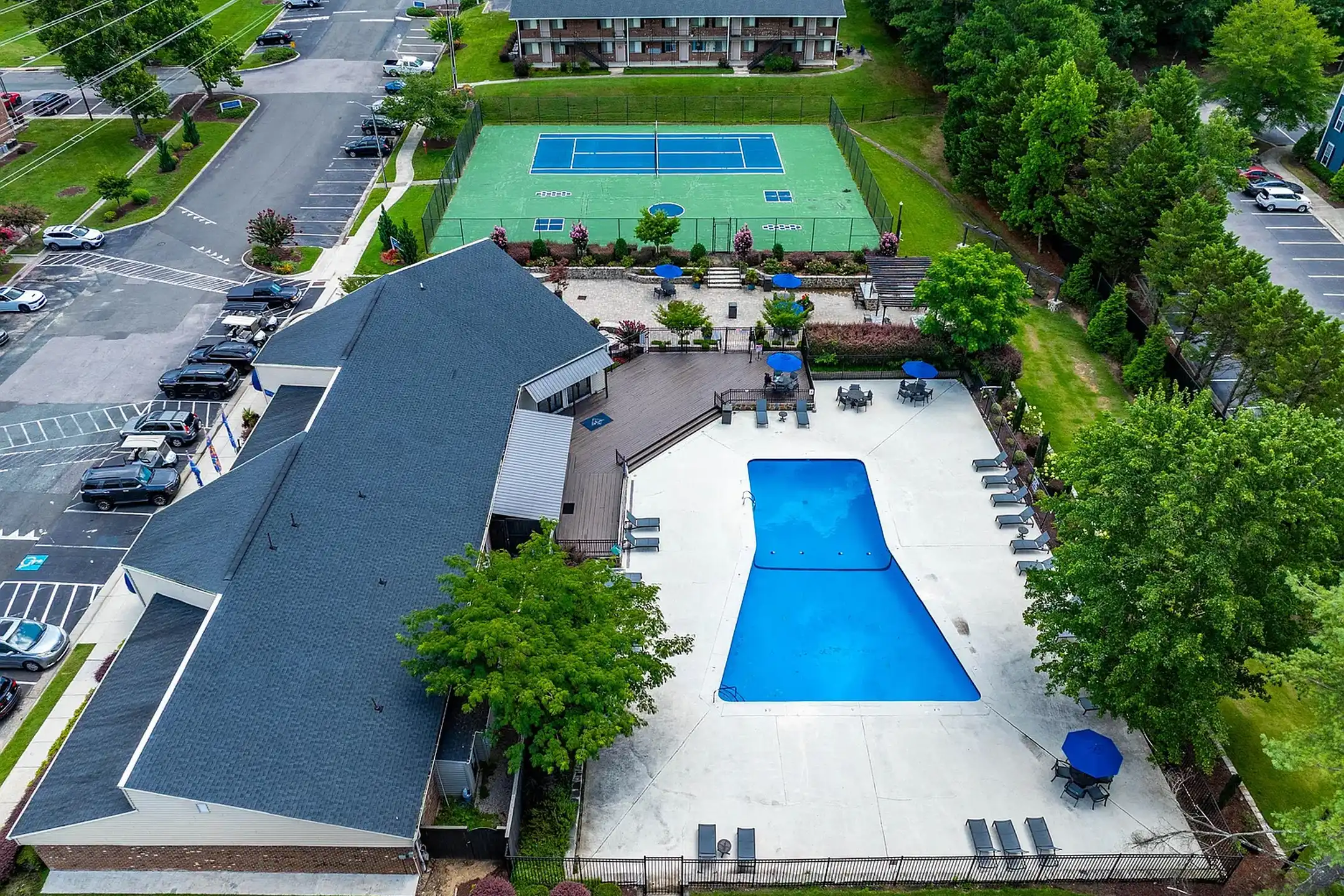 Duke Manor - Durham, NC 27705 | ApartmentGuide.com