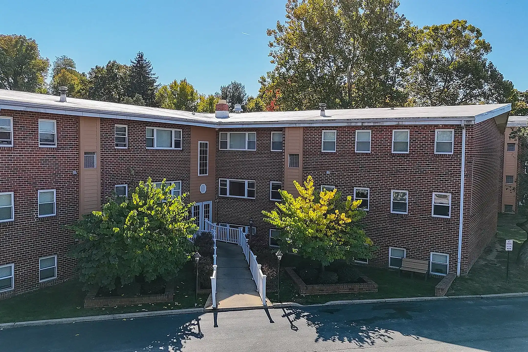 Springfield Valley Apartments - Morton, PA 19070 | ApartmentGuide.com