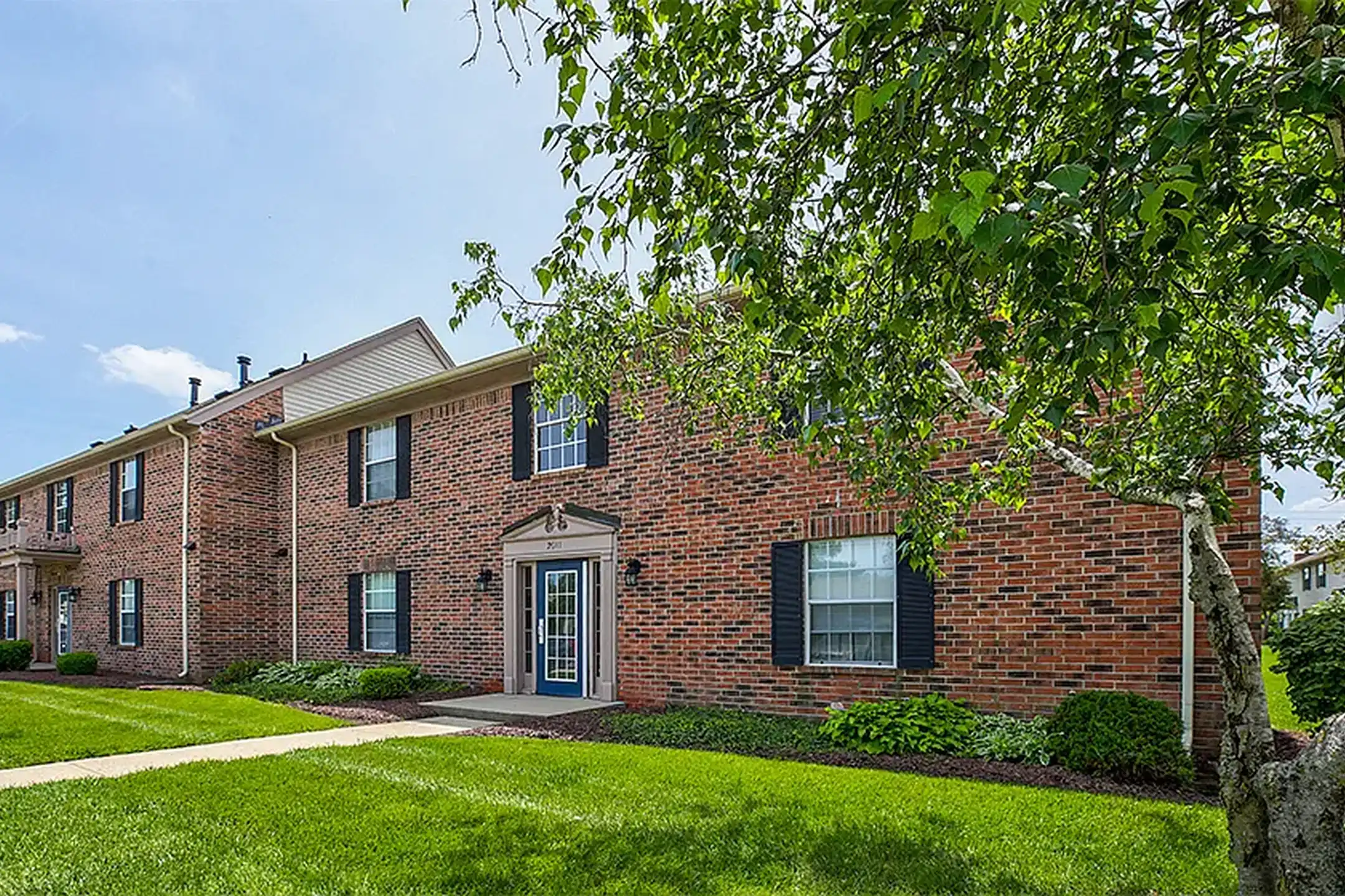 Chelsea Village - Indianapolis, IN 46260 | ApartmentGuide.com