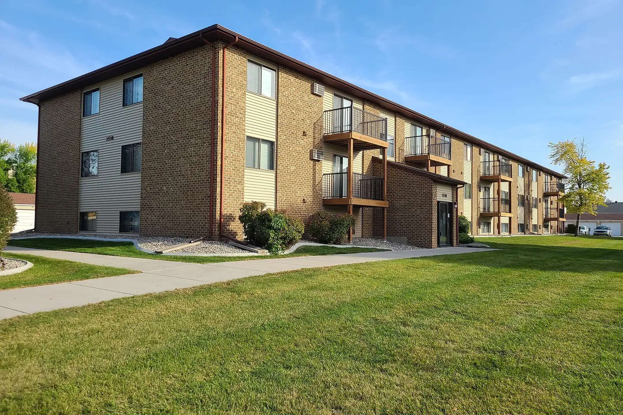 1538 Green Apartments - Fargo, ND 58103 | ApartmentGuide.com