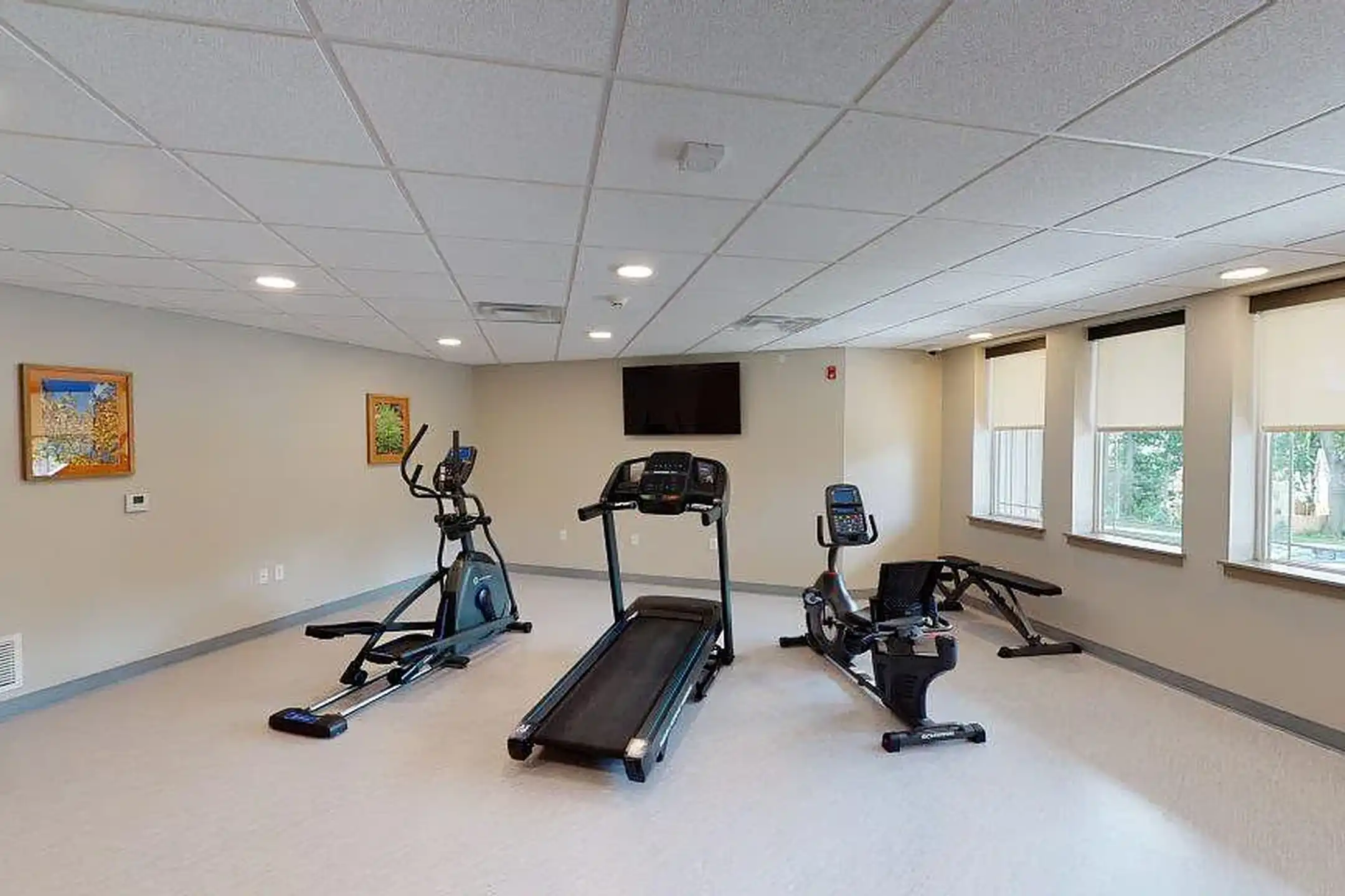 Meadow Reserve at Irondequoit - Rochester, NY 14609 | ApartmentGuide.com