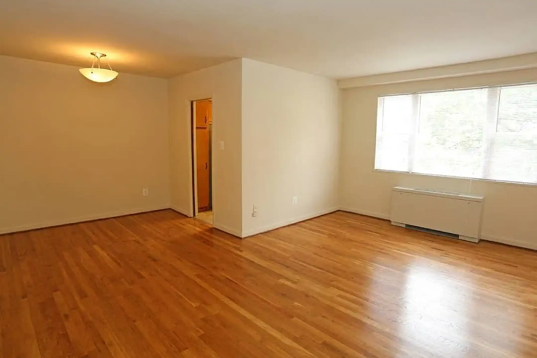 Battery Lane Apartments - Bethesda, MD 20814 | ApartmentGuide.com