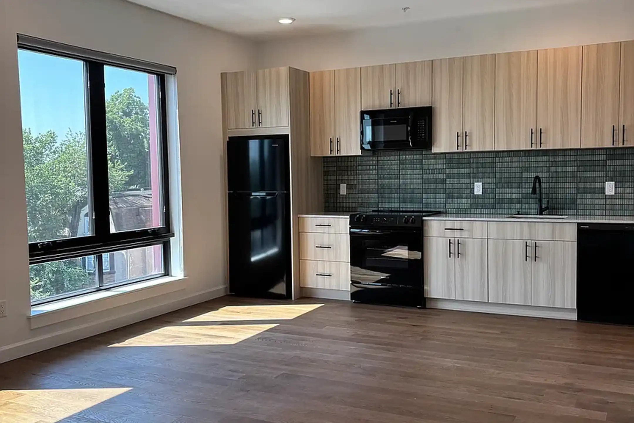 4701 Wayne - Philadelphia, PA 19144 | ApartmentGuide.com