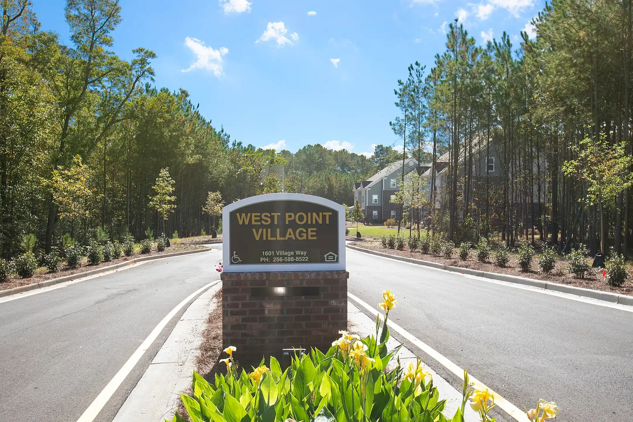 West Point Village - West Point, GA 31833 | ApartmentGuide.com