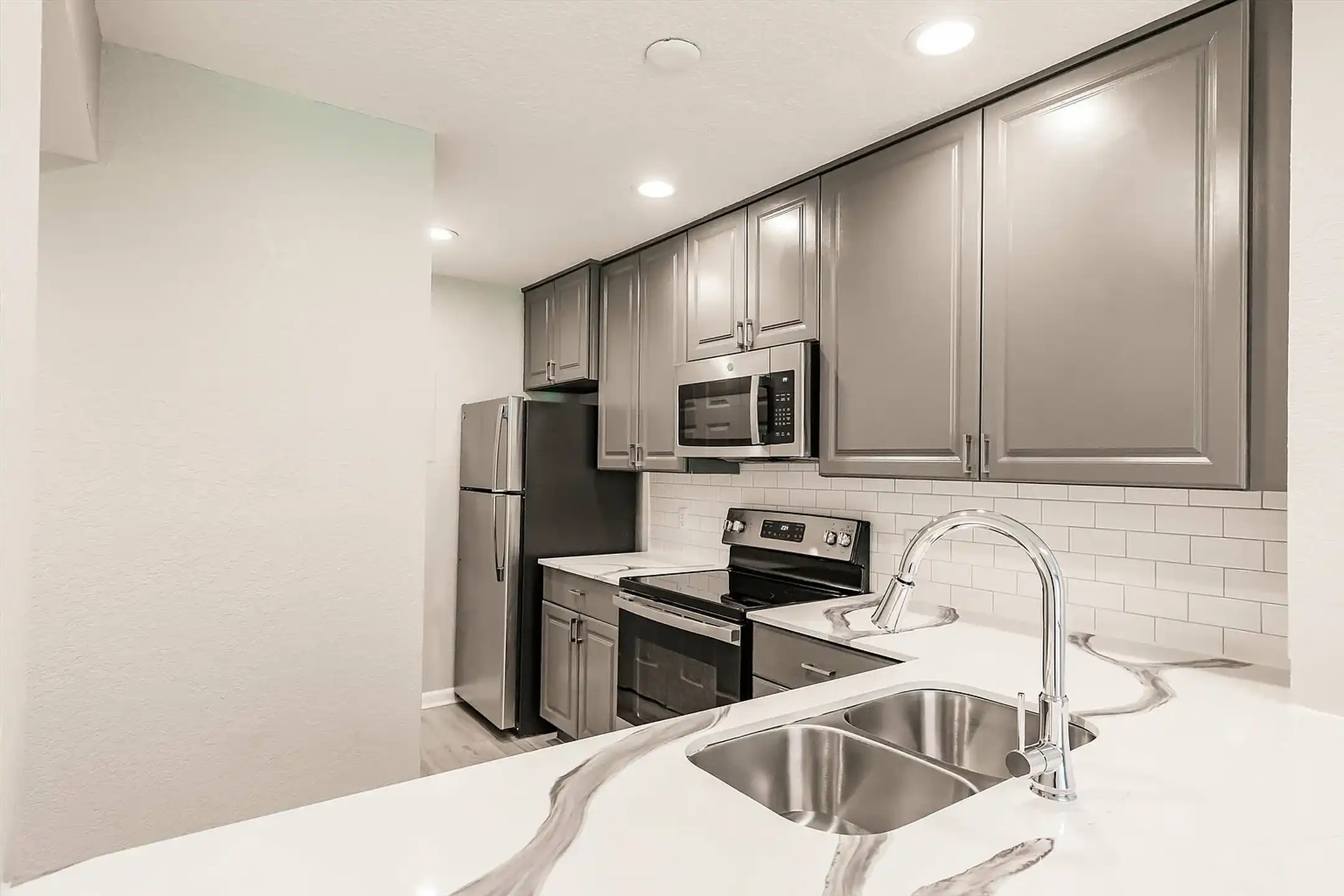 The Marino Apartments - Jupiter, FL 33458 | ApartmentGuide.com