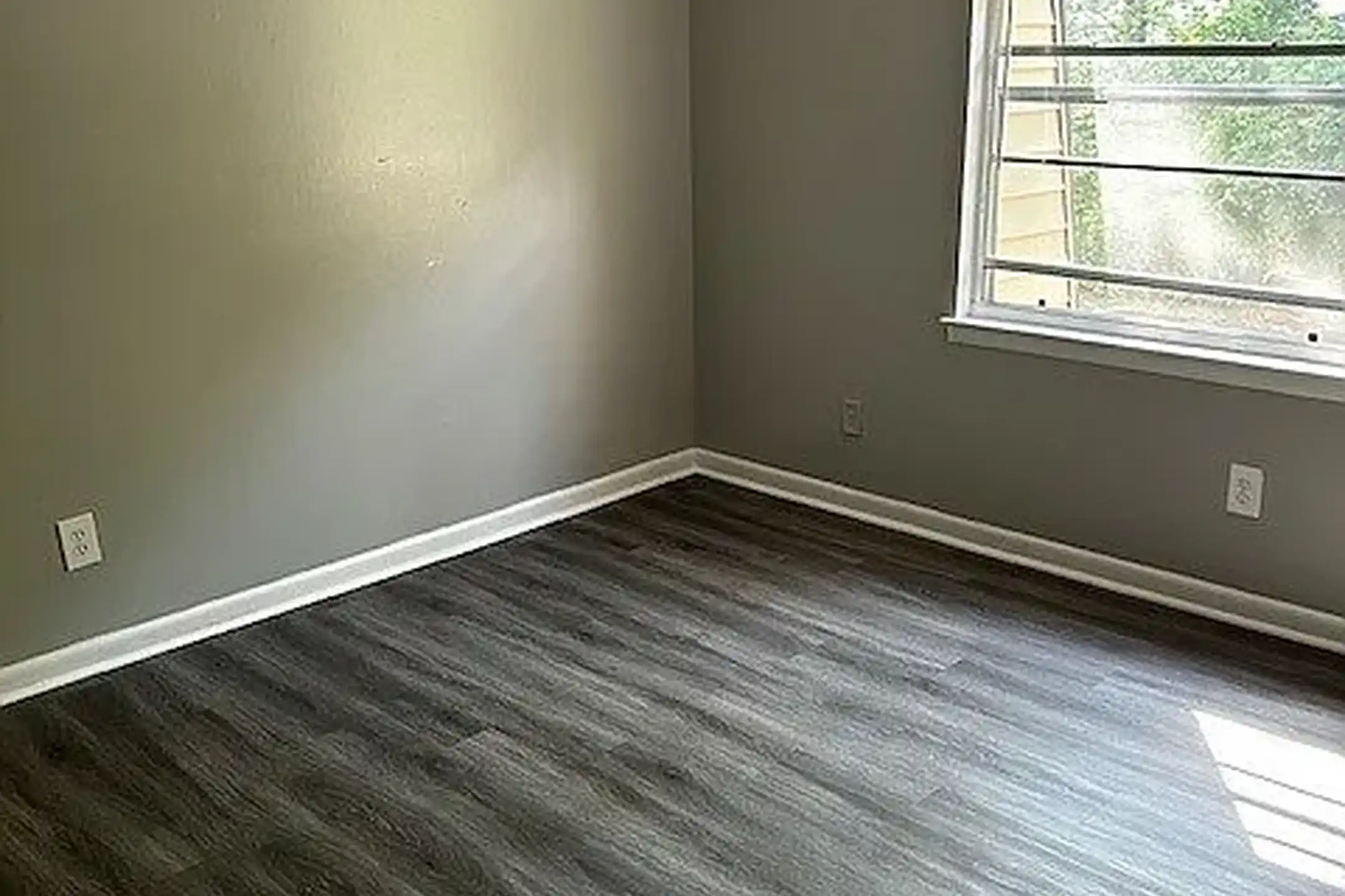 The Park at Carson - Birmingham, AL 35217 | ApartmentGuide.com