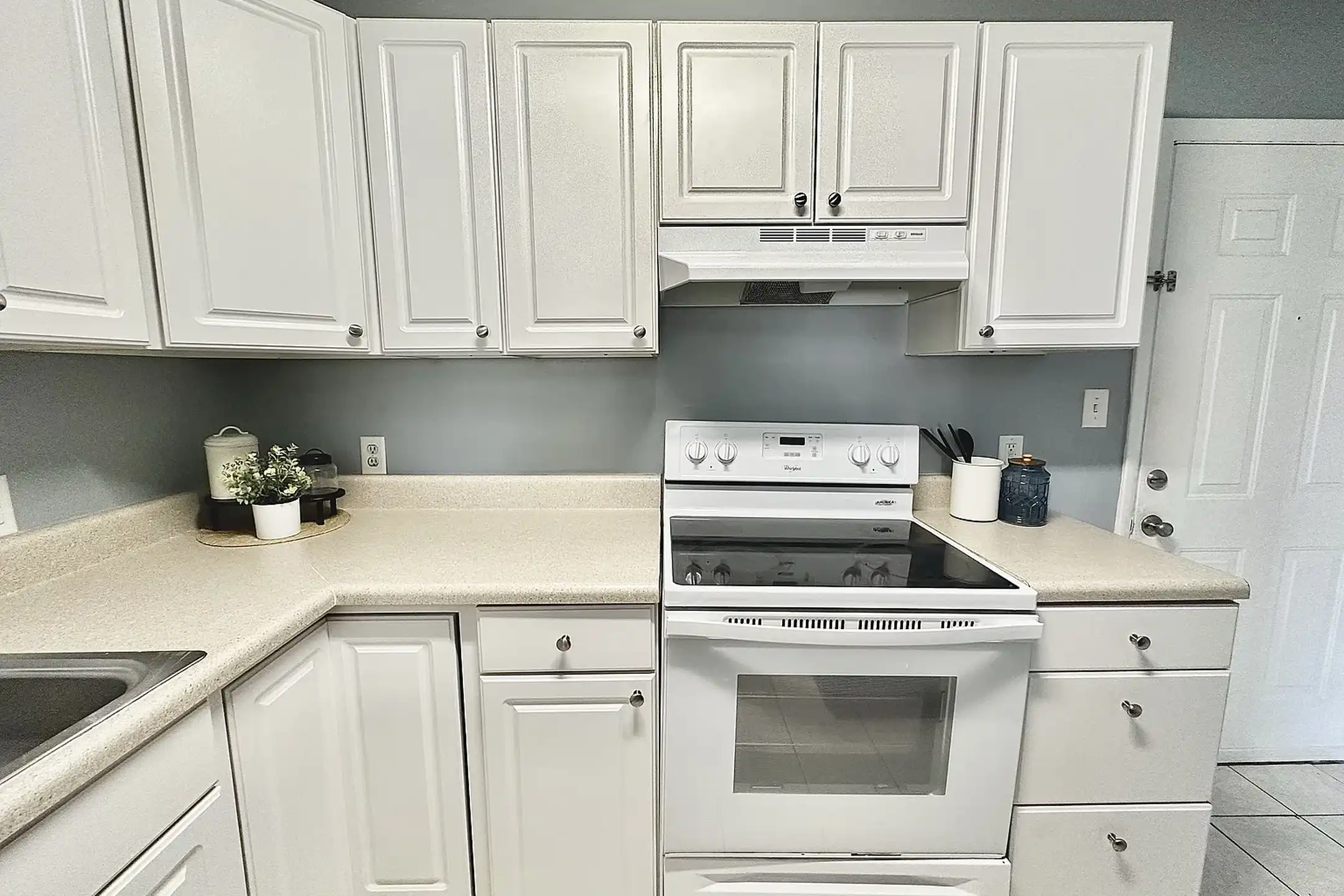 Soho Village - Tampa, FL 33629 | ApartmentGuide.com