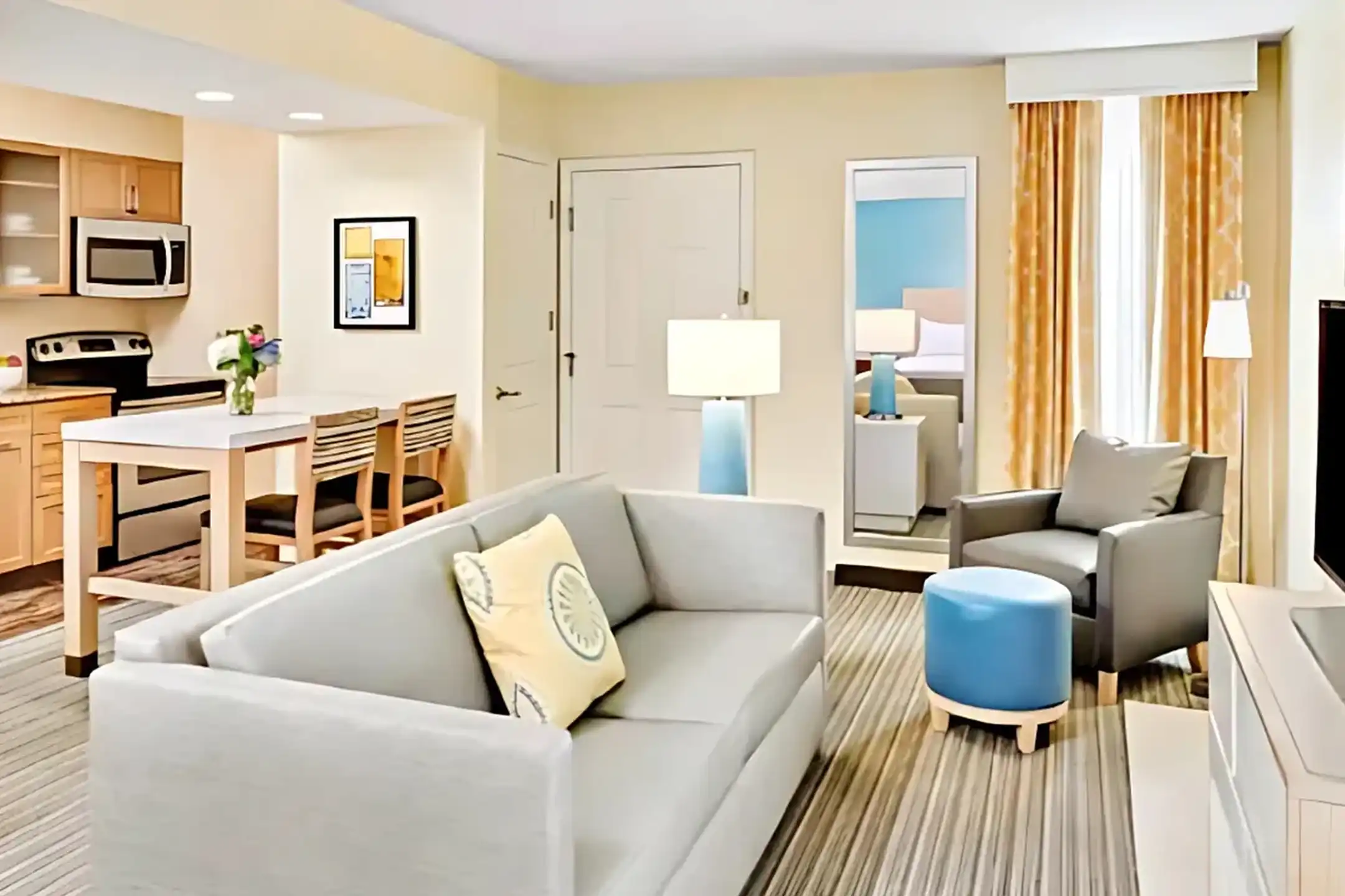 Sonesta Apartment Homes - Cincinnati, OH 45246 | ApartmentGuide.com