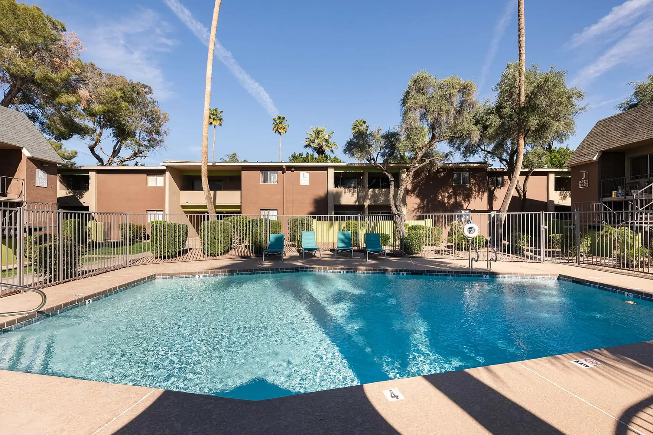 Arcadia Villa Apartments - Phoenix, AZ 85018 | ApartmentGuide.com