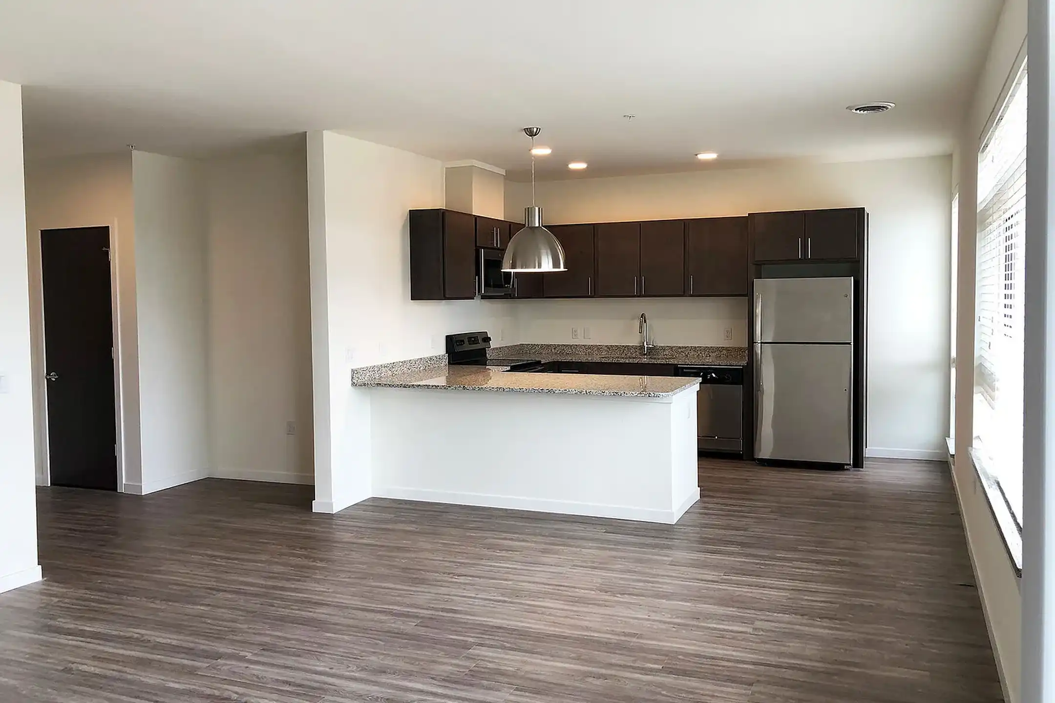 Element 84 - West Allis, WI 53214 | ApartmentGuide.com