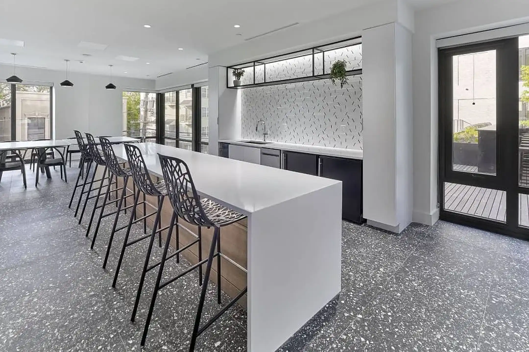 55 Union - Newark, NJ 07105 | ApartmentGuide.com