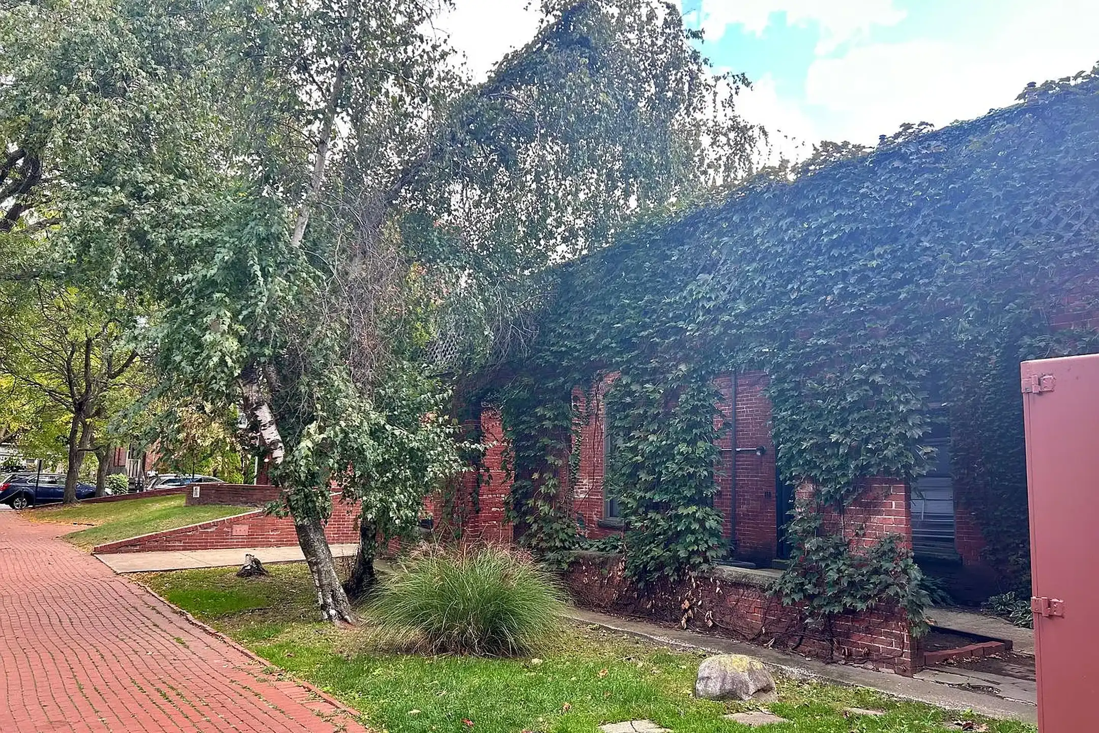 Modern Tool Square - Erie, PA 16507 | ApartmentGuide.com