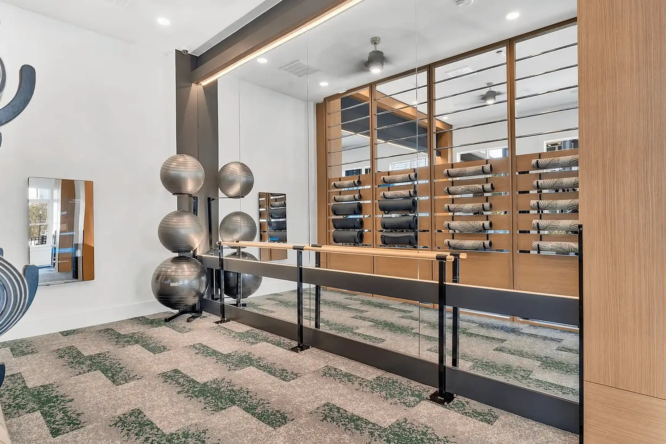 MAA Vale - Raleigh, NC 27612 | ApartmentGuide.com