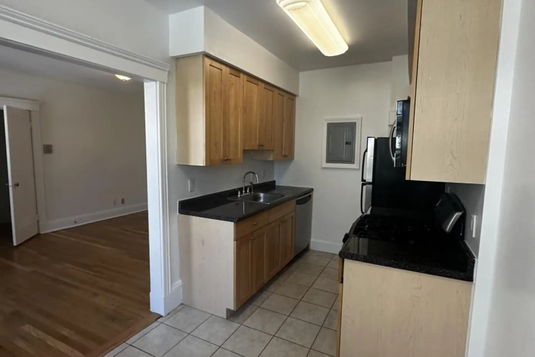 18 Chauncy St - Cambridge, MA 02138 | ApartmentGuide.com