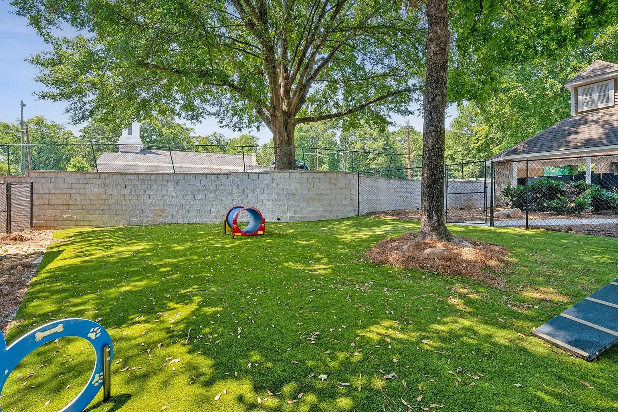 Briarhill Apartment Homes - Atlanta, GA 30324 | ApartmentGuide.com