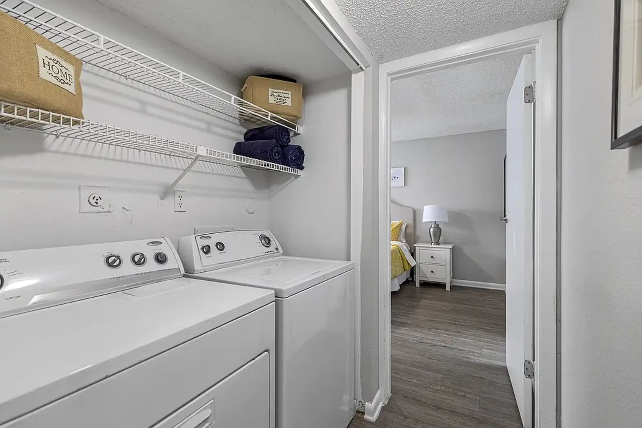 Stella Boca Raton Apartments - Boca Raton, FL 33433 | ApartmentGuide.com