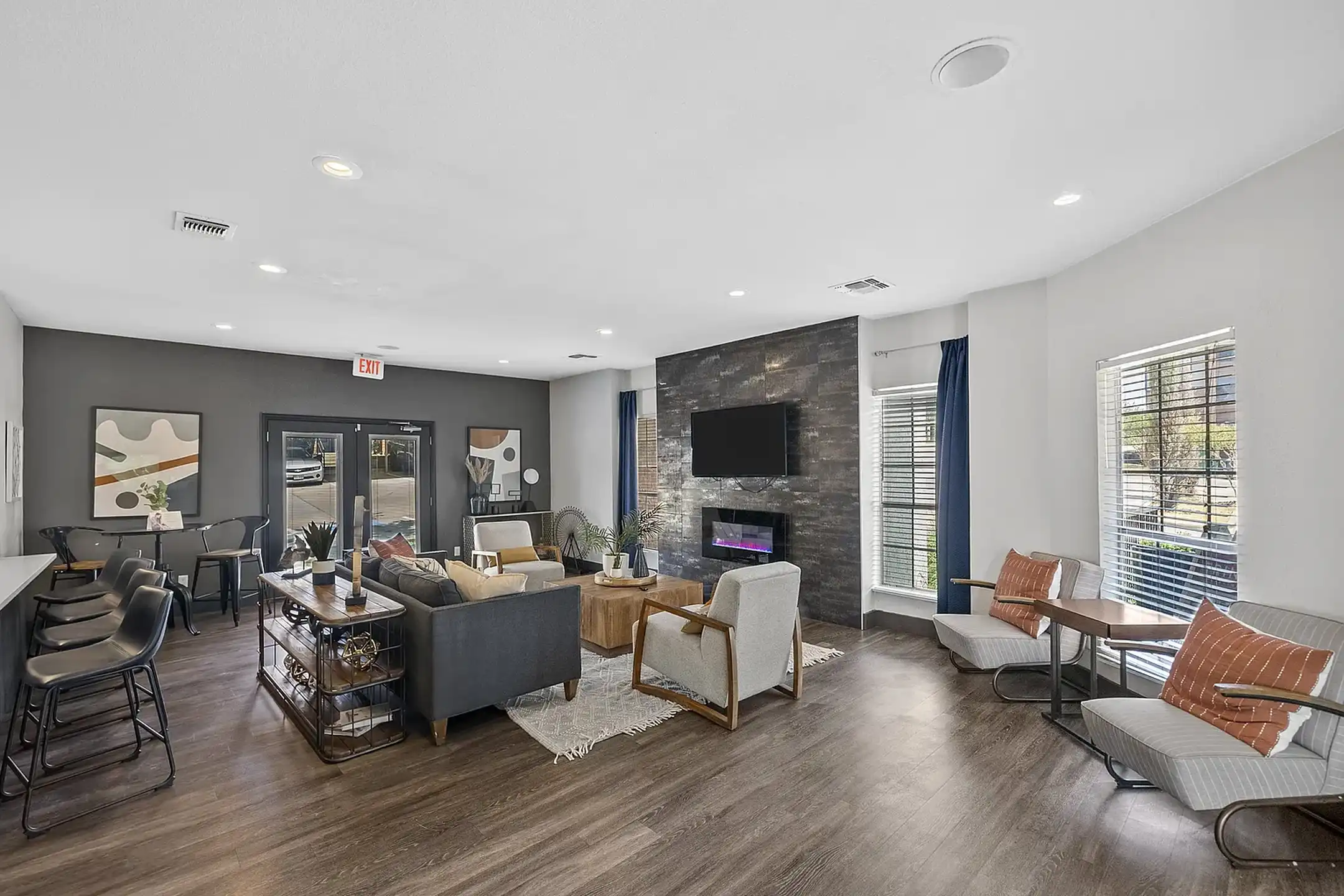 Trinity Apartments - Irving, TX 75061 | ApartmentGuide.com