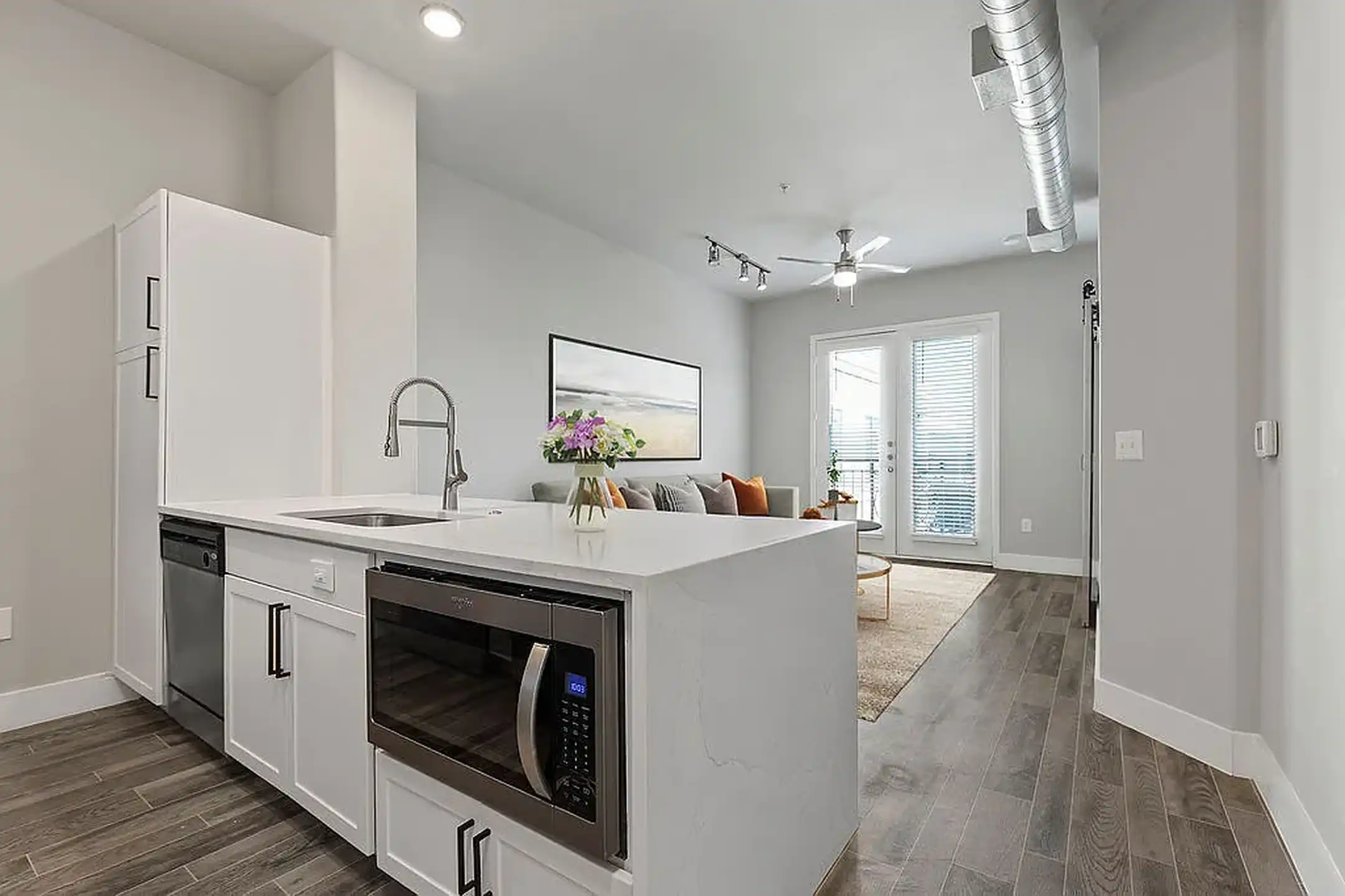 Briar Forest Lofts - Houston, TX 77077 | ApartmentGuide.com