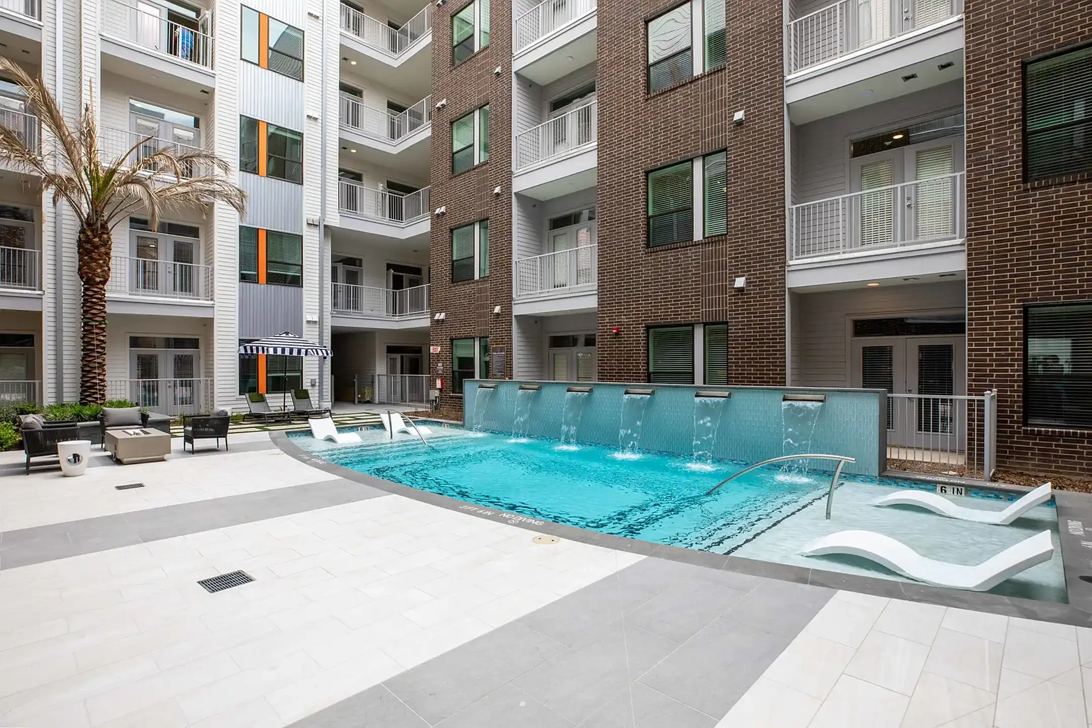Durham Heights - Houston, TX 77008 | ApartmentGuide.com