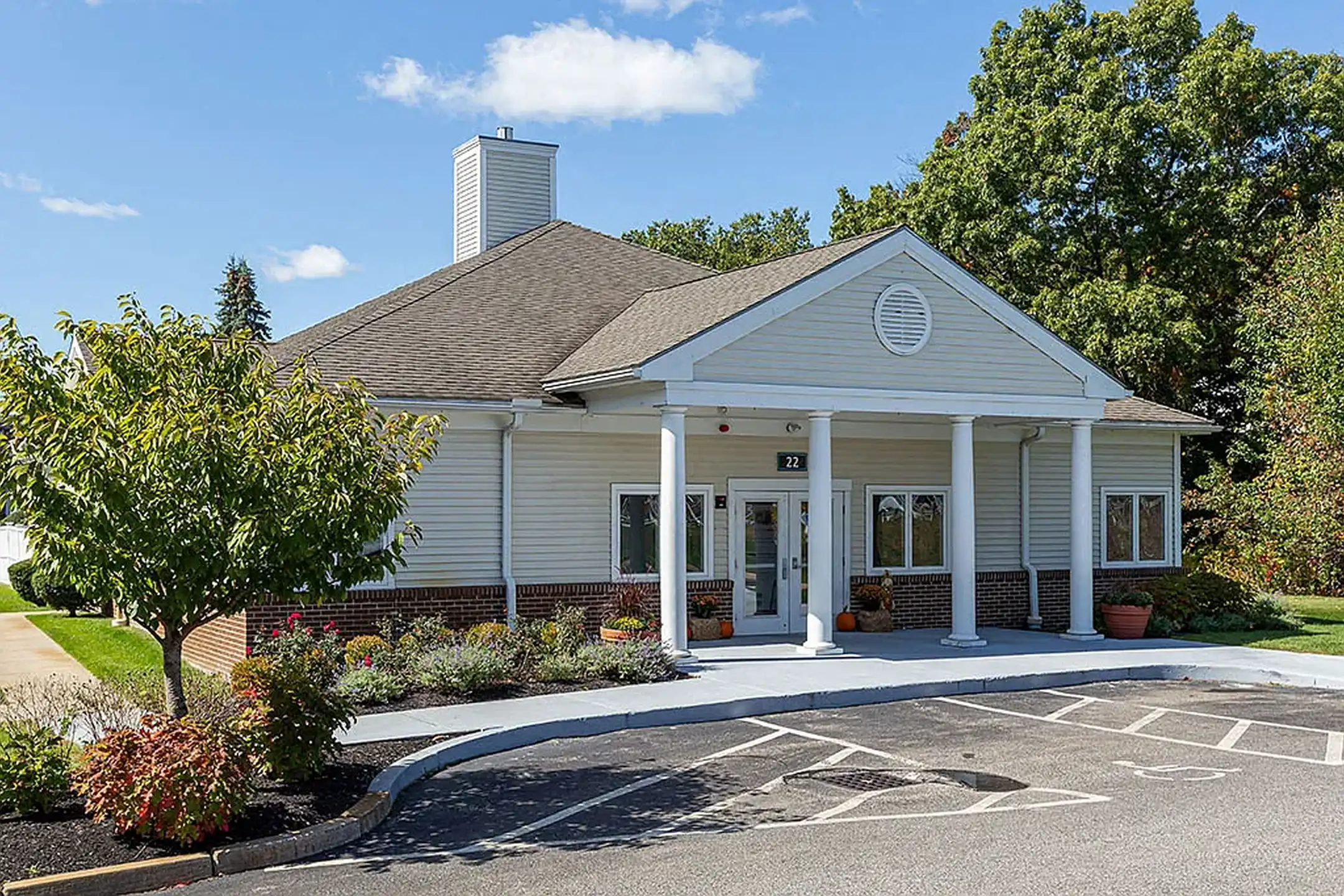 Ashford Crossing Shrewsbury Ma 01545 Apartmentguide