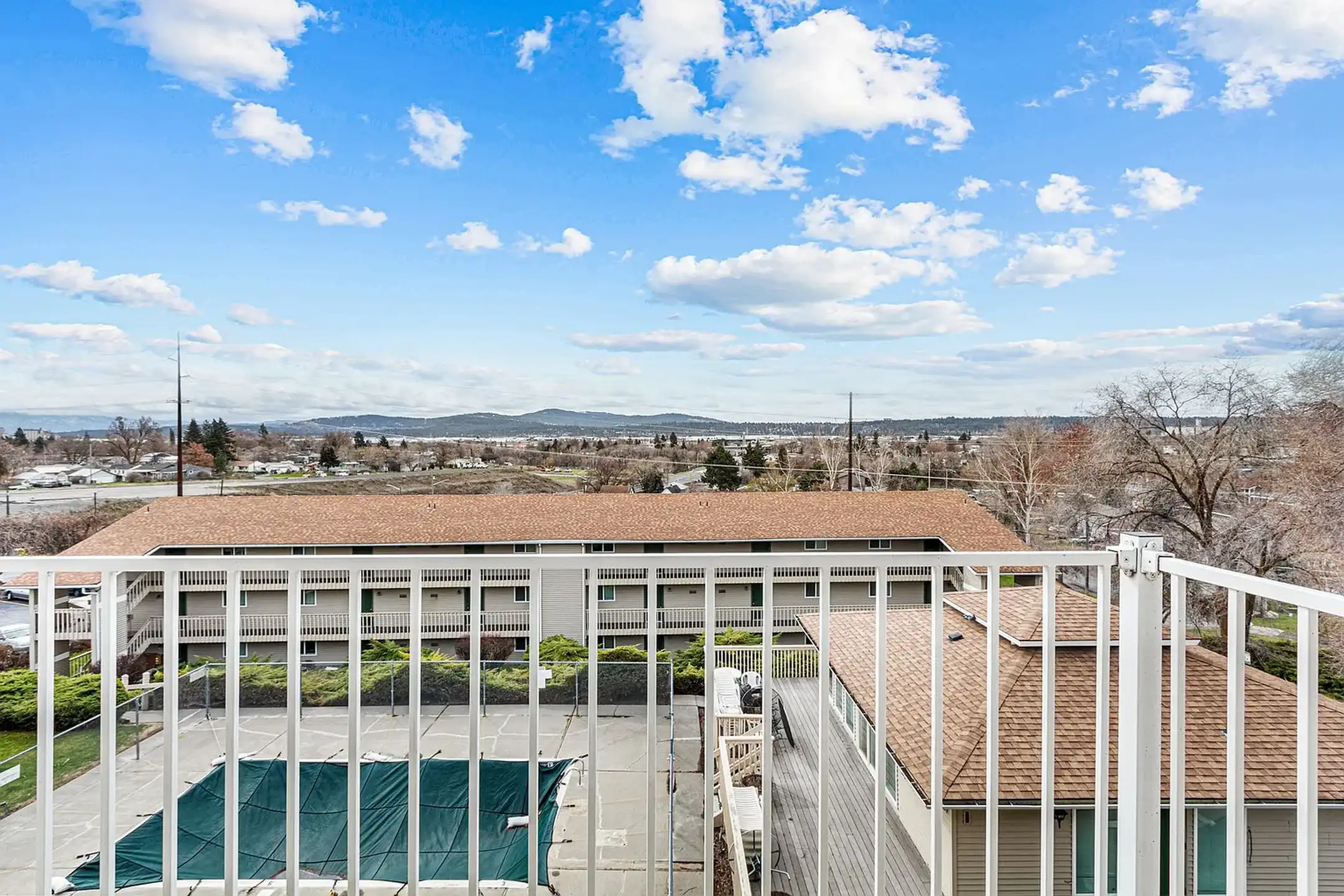 Cedar Green Apartments - Spokane, WA 99207 | ApartmentGuide.com