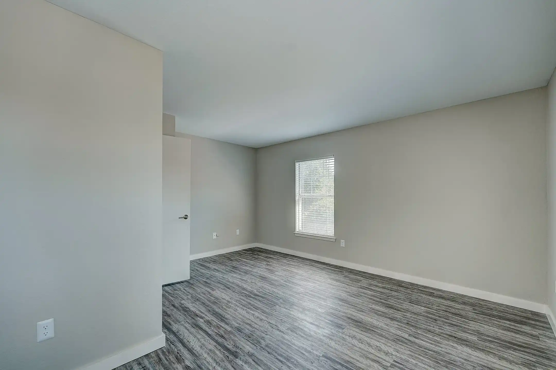 Aspen Village - Broken Arrow, OK 74012 | ApartmentGuide.com