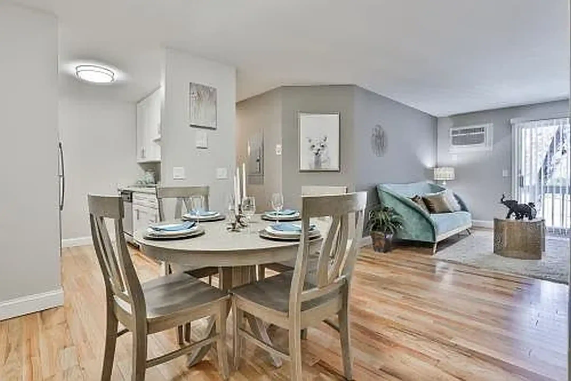 The Apartments at Cranmore Ridge - Concord, NH 03301 | ApartmentGuide.com