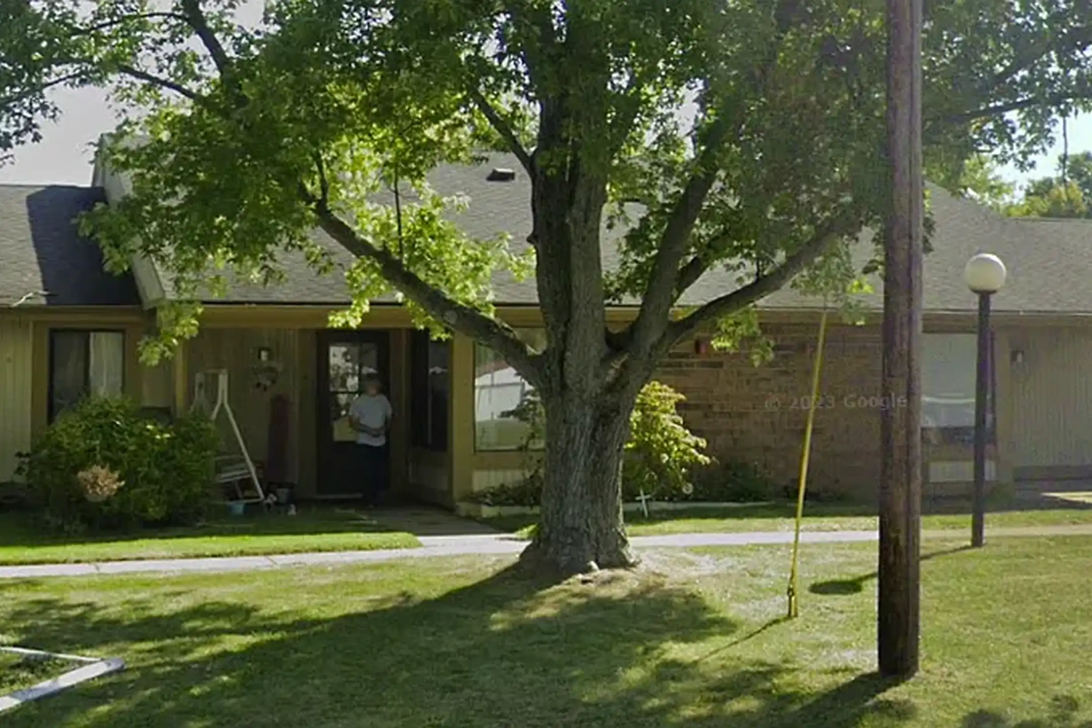 Harding Manor - Galion, OH 44833 | ApartmentGuide.com