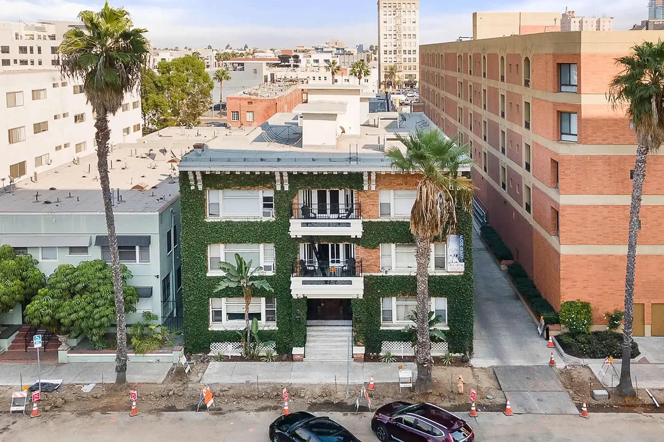 330 Cedar Avenue - Long Beach, CA 90802 | ApartmentGuide.com