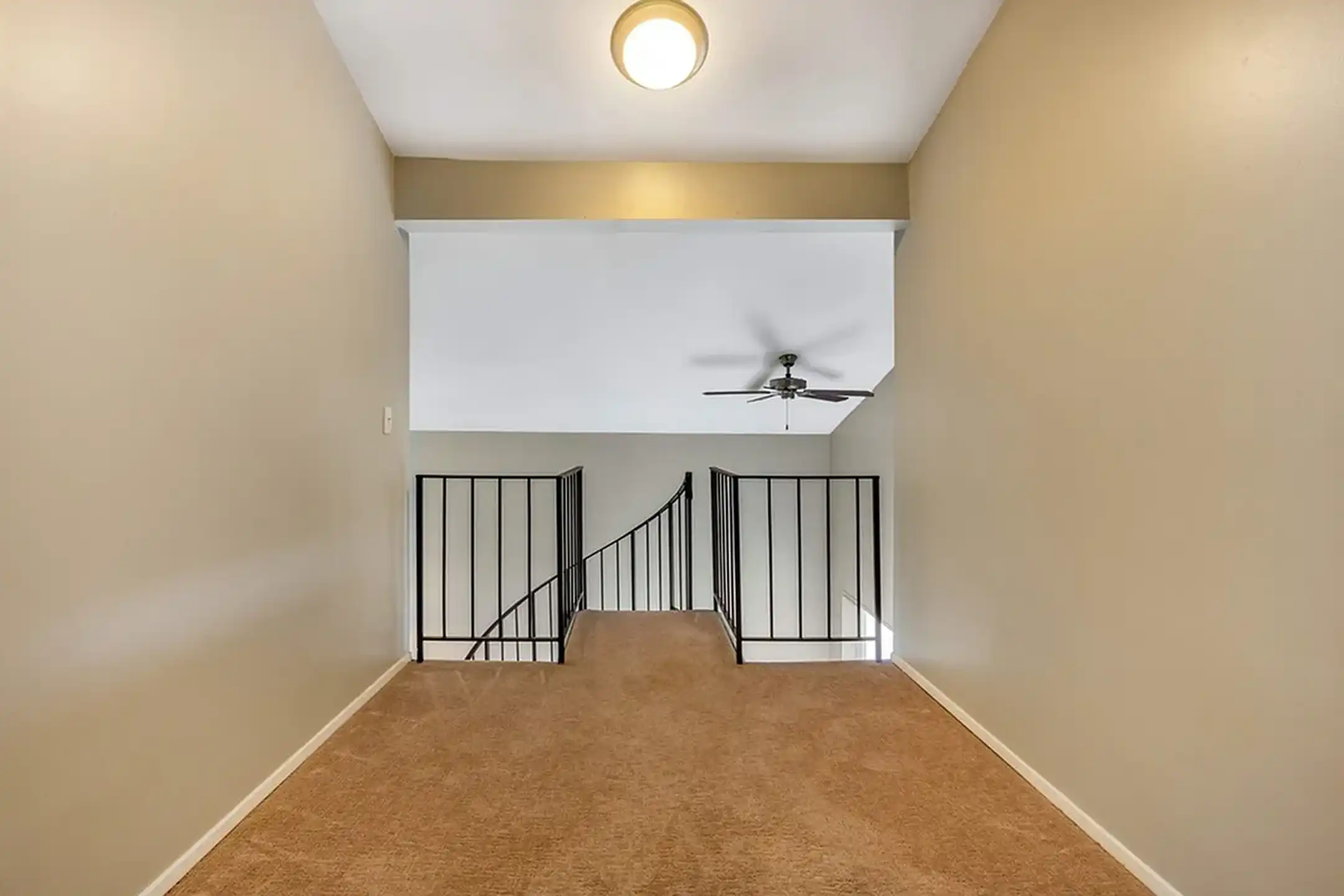 Avanti - Seattle, WA 98101 | ApartmentGuide.com