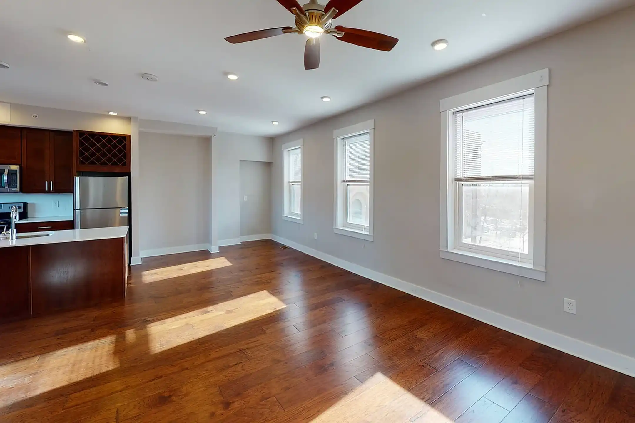 Pendleton - Broadway Square - Cincinnati, OH 45202 | ApartmentGuide.com