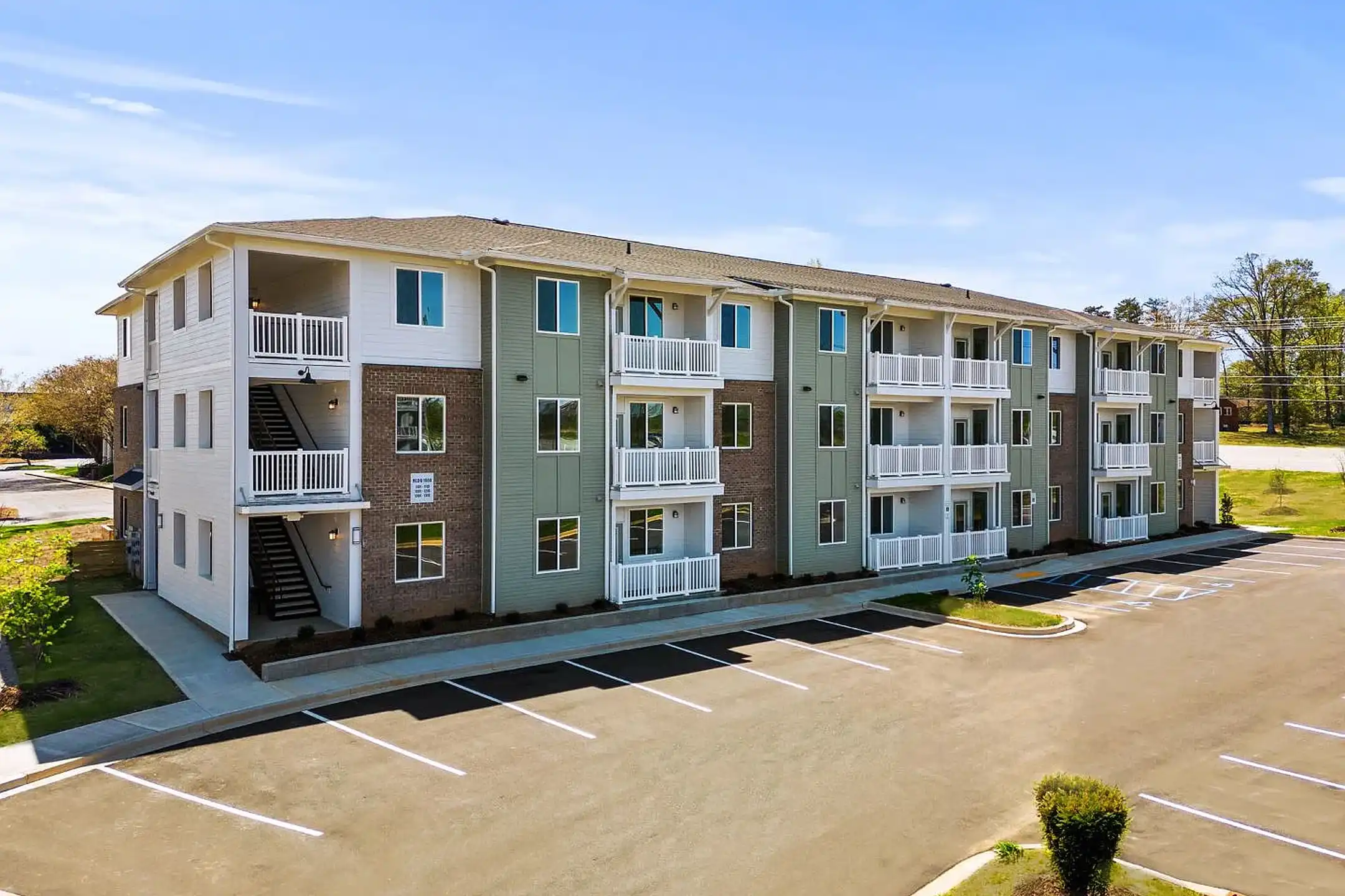 The Alston - Greenville, SC 29611 | ApartmentGuide.com