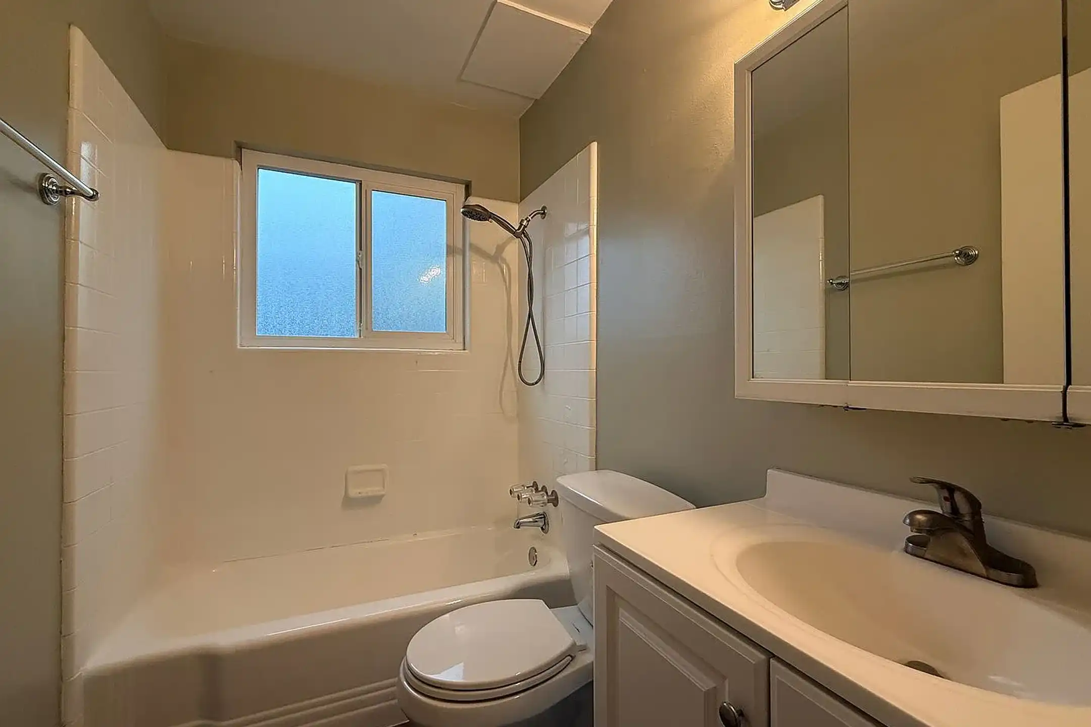 Pruneridge Apartments - Santa Clara, CA 95050 | ApartmentGuide.com