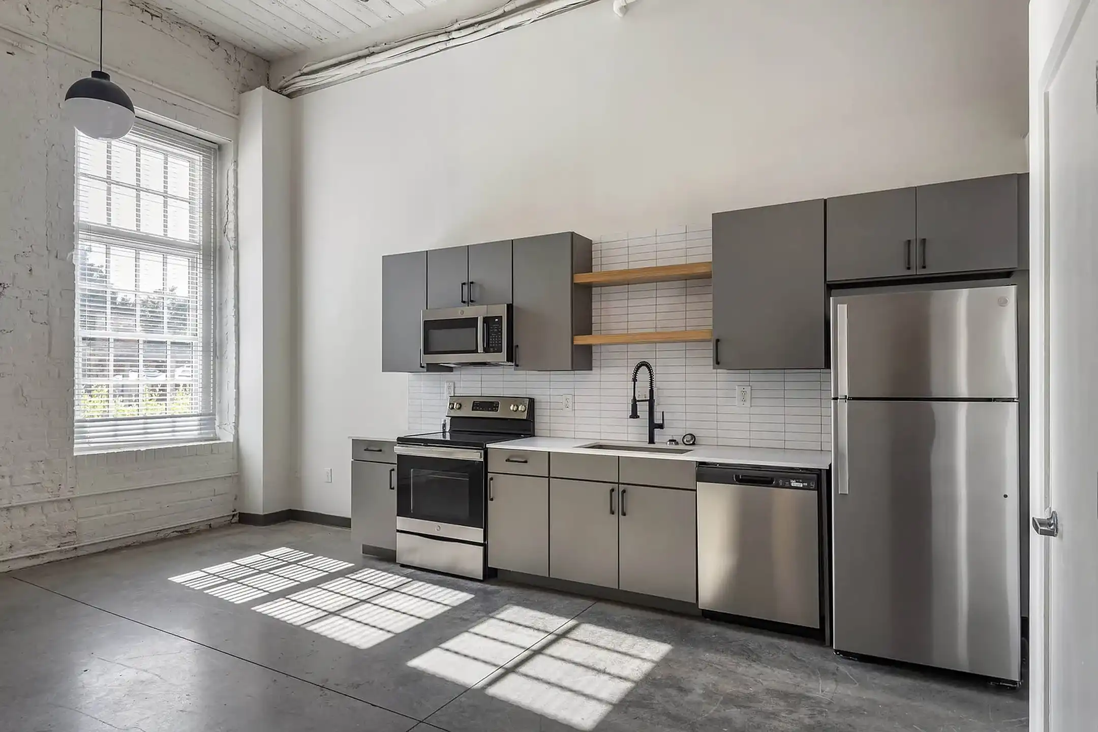Highland Mill Lofts - Charlotte, NC 28205 | ApartmentGuide.com
