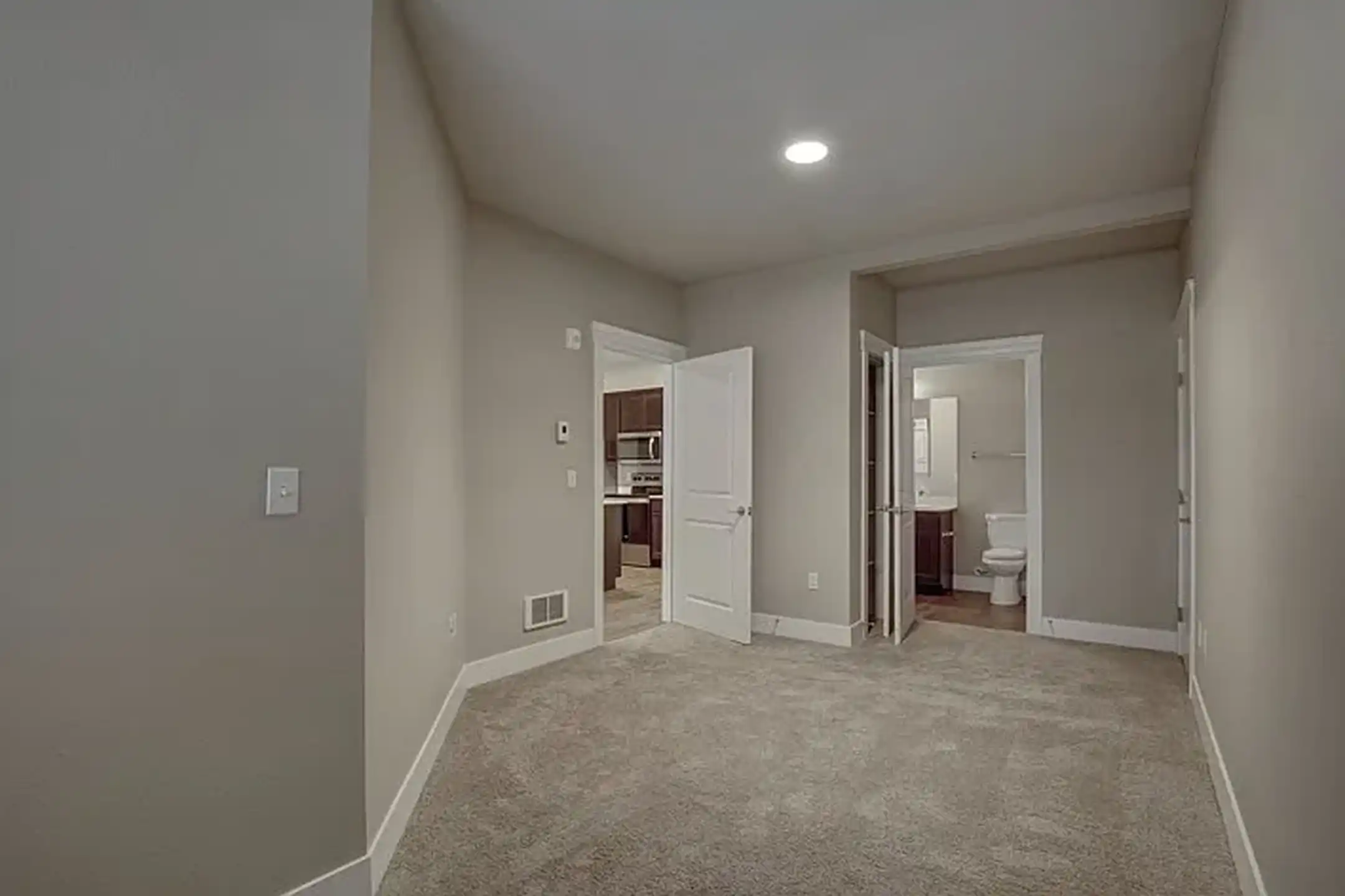 Toscana Apartment Homes - Lacey, WA 98516 | ApartmentGuide.com